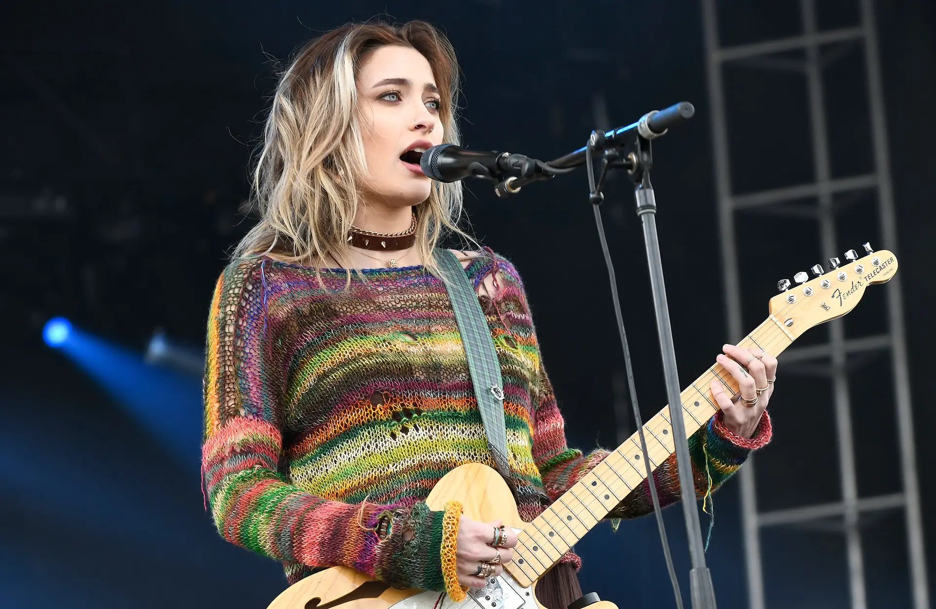 Paris Jackson, filha de Michael Jackson, lança canção ao estilo grunge ...