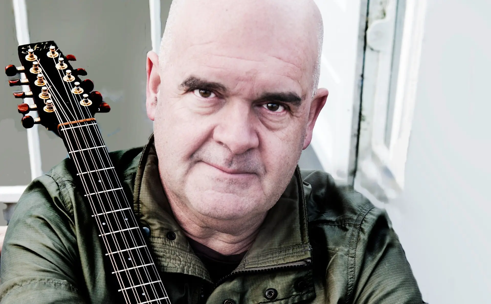 Simon Booth (1956-2023): de fundador dos Working Week e Afro Celt Sound System a rosto do maior ...