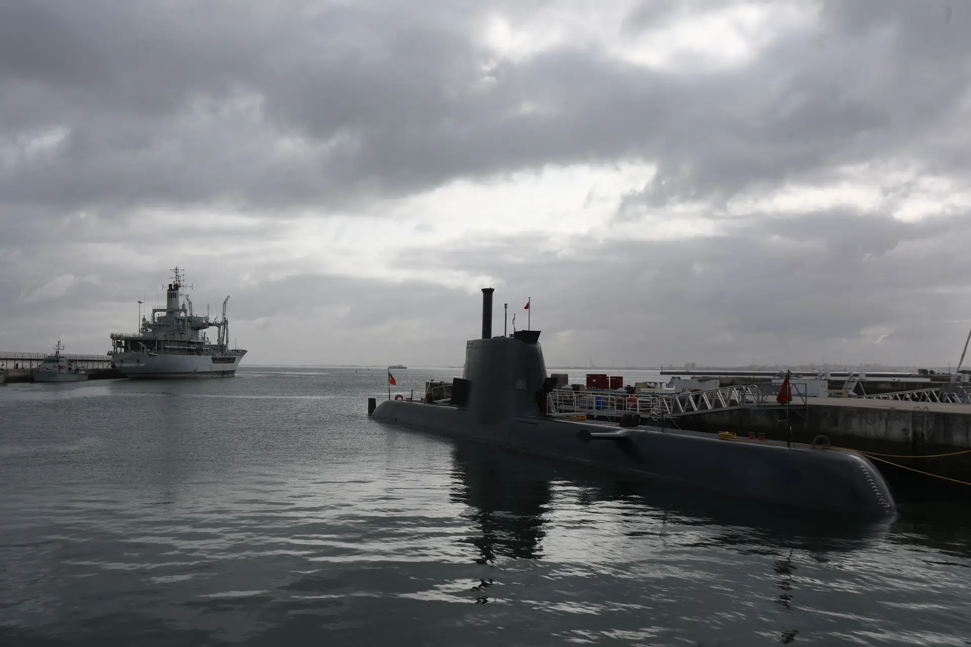 Submarino "Arpão" regressa da missão mais longa: "A dissuasão que ...