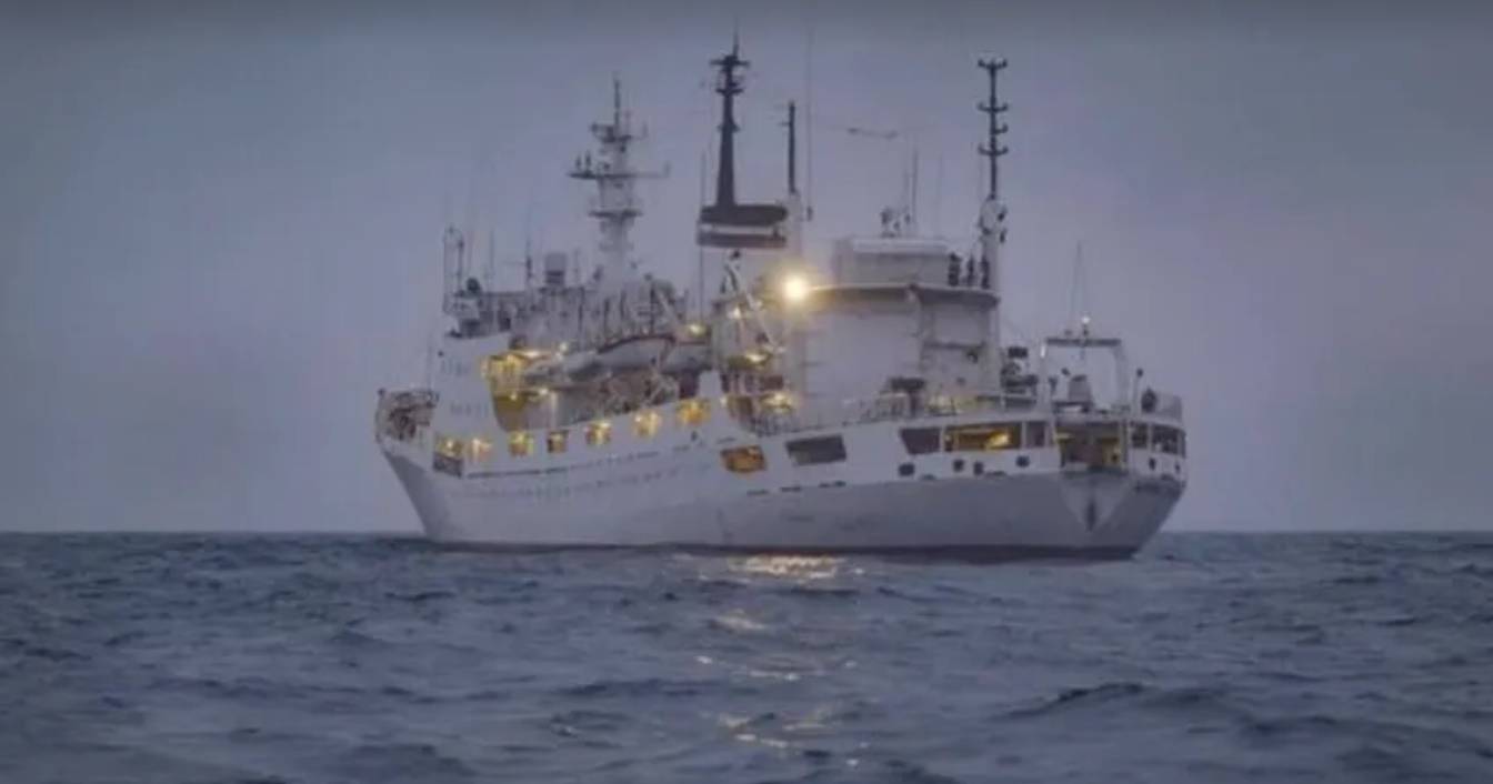 "Navios-fantasma" russos preparam sabotagem de comunicações no Mar do ...