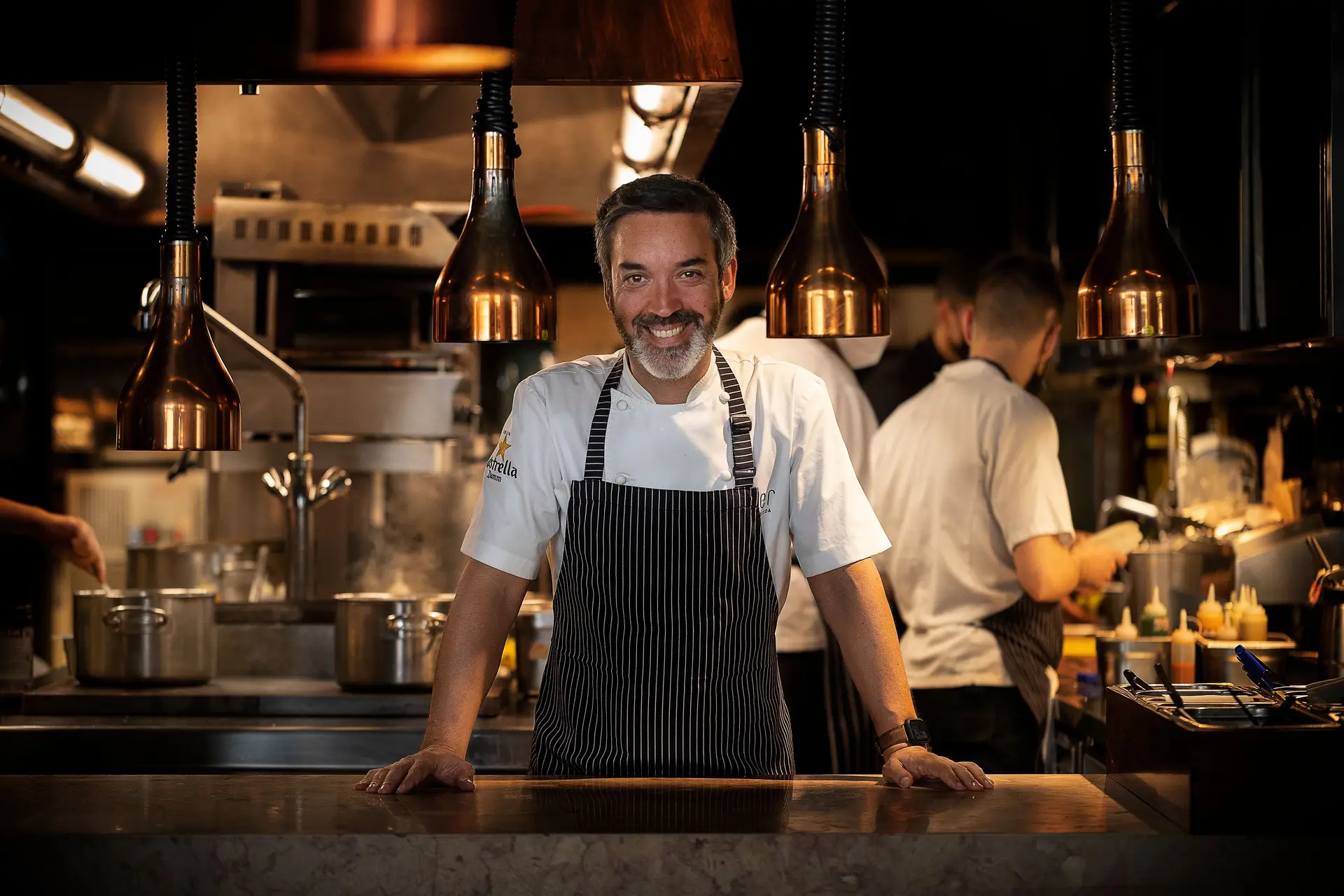 Chef Henrique Sá Pessoa cria conceito de restaurante no Cairo e reabre ...