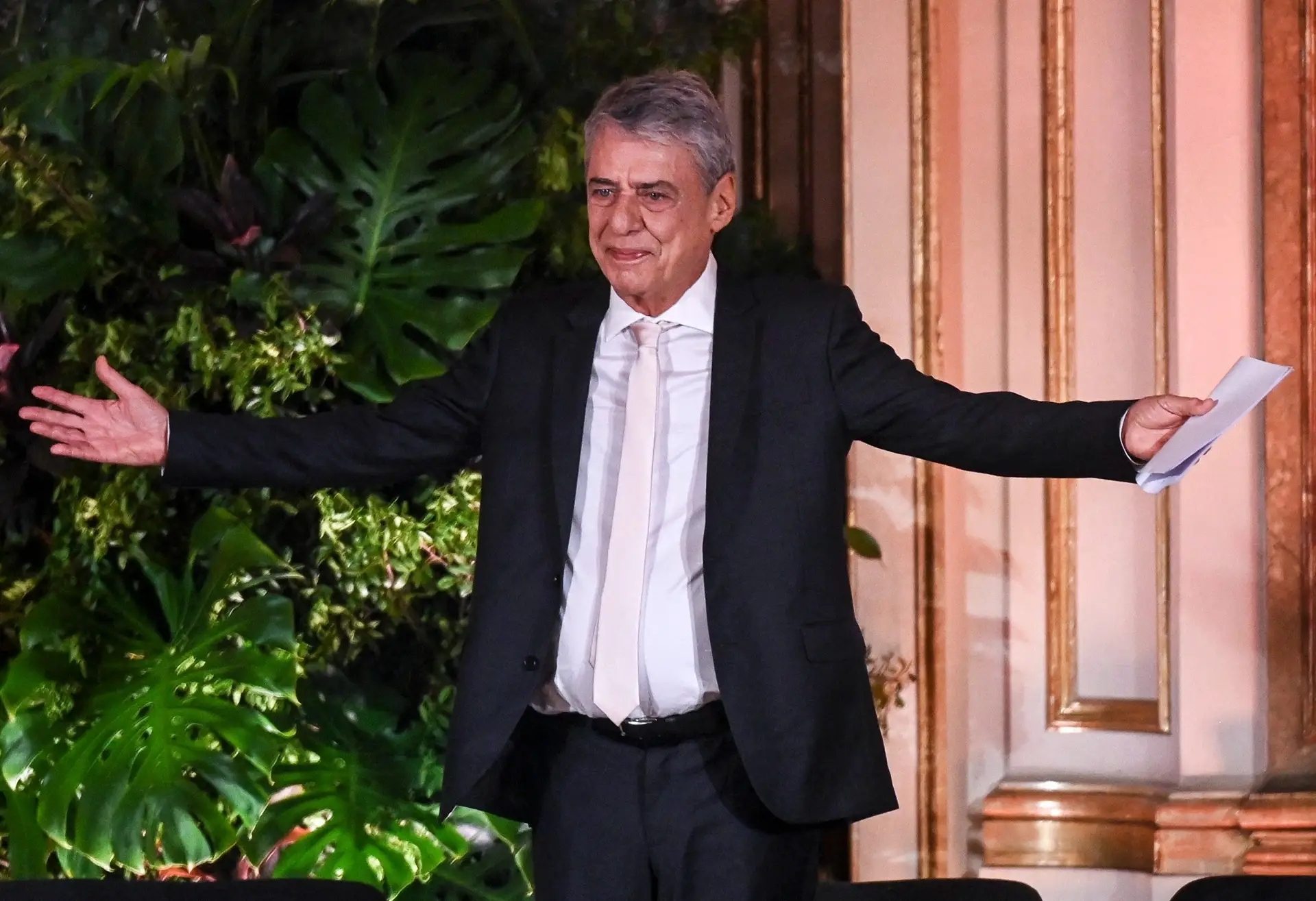 Chico Buarque: “Faço gosto em ser reconhecido como o gajo que um dia ...