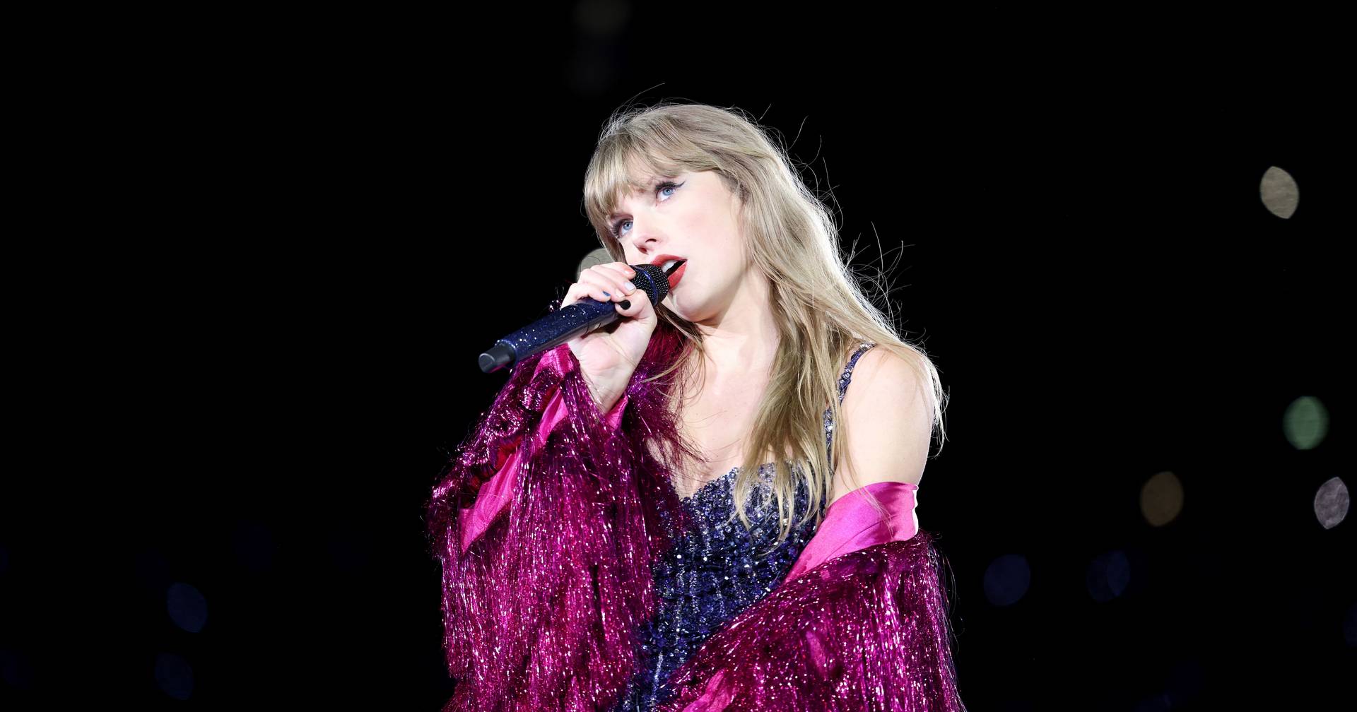 Deputada brasileira quer criar a “Lei Taylor Swift” - Expresso