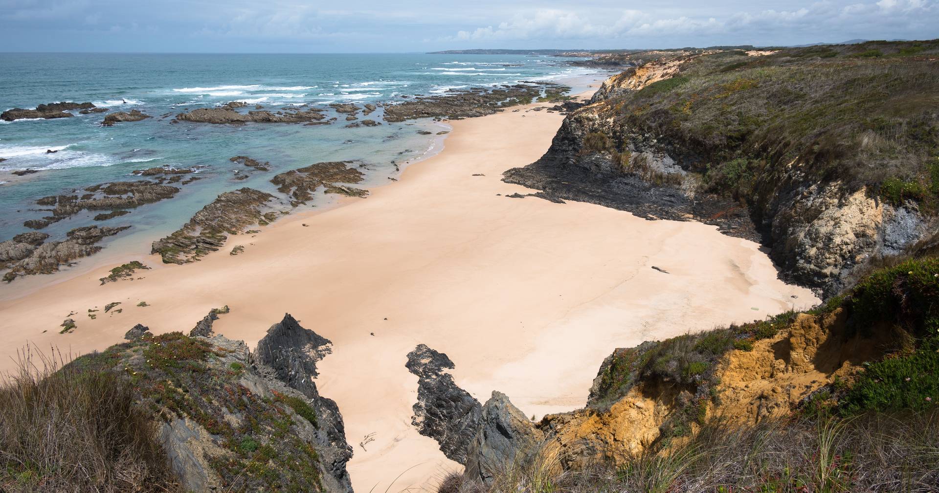 Portugal tem 658 praias, apenas 54 têm água sempre “excelente” (saiba ...