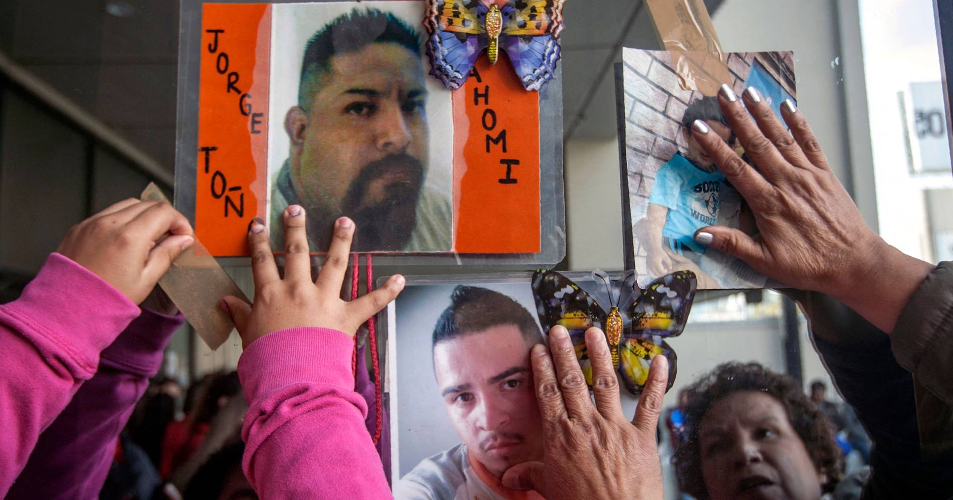 Mais de duas dezenas de corpos encontrados em valas clandestinas no ...