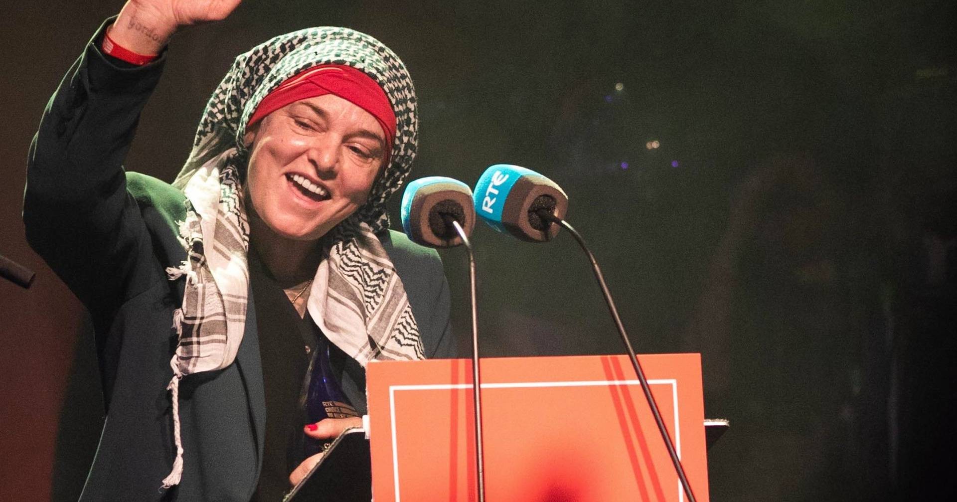 A última aparição pública de Sinéad O’Connor - Expresso