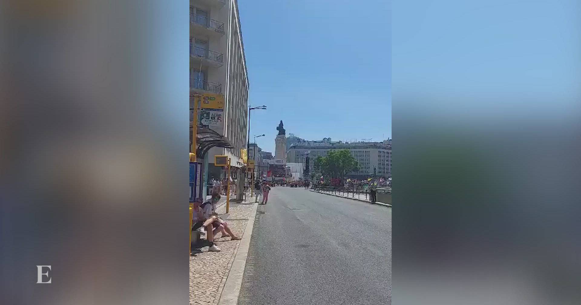 Sequence-01.mp4 - Expresso