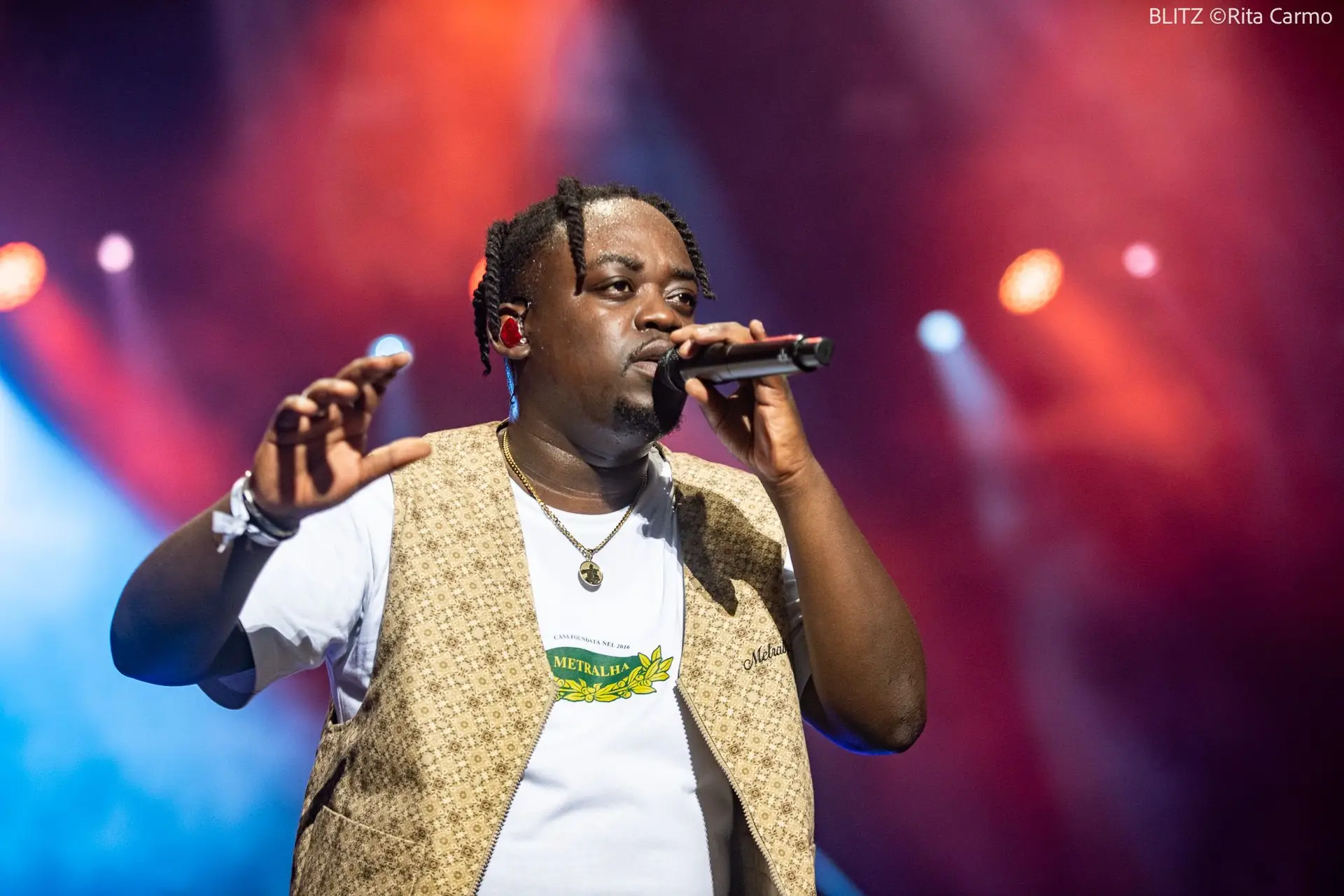 Ivandro recebeu os pais em palco no MEO Sudoeste: “Quero aproveitar este momento para vos ...