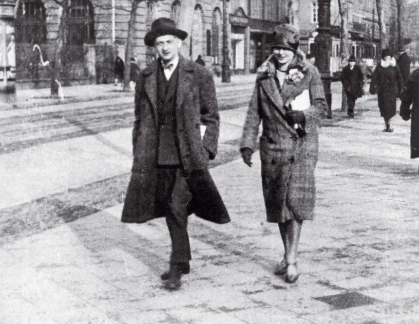 Em “Job”, de Joseph Roth, tudo acontece a Mendel Singer