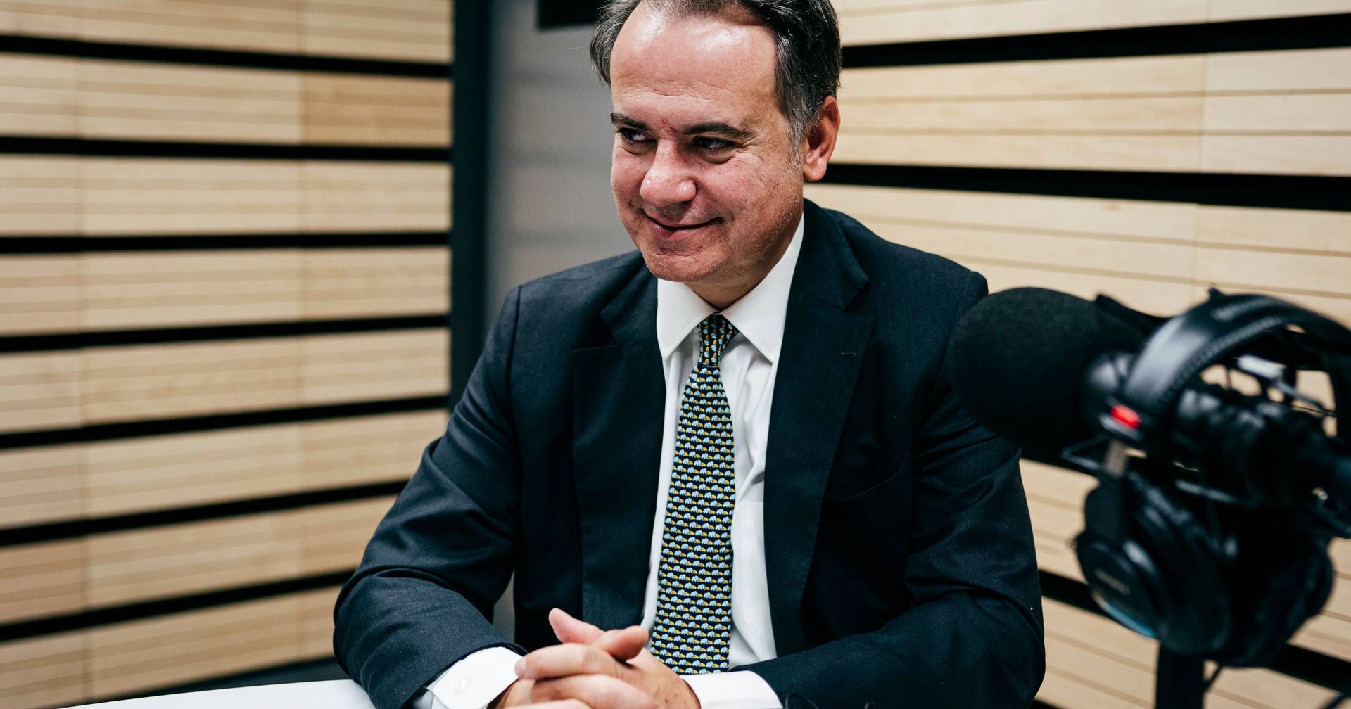 Sérgio Sousa Pinto sai do parlamento: deixa listas do PS por alegado desconforto com os nomes ...