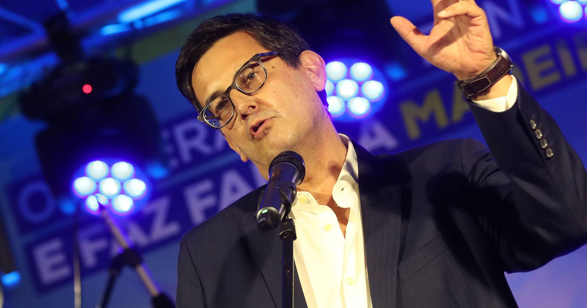 Líder da IL critica lema de Pedro Nuno: “Portugal inteiro” não, o país ...