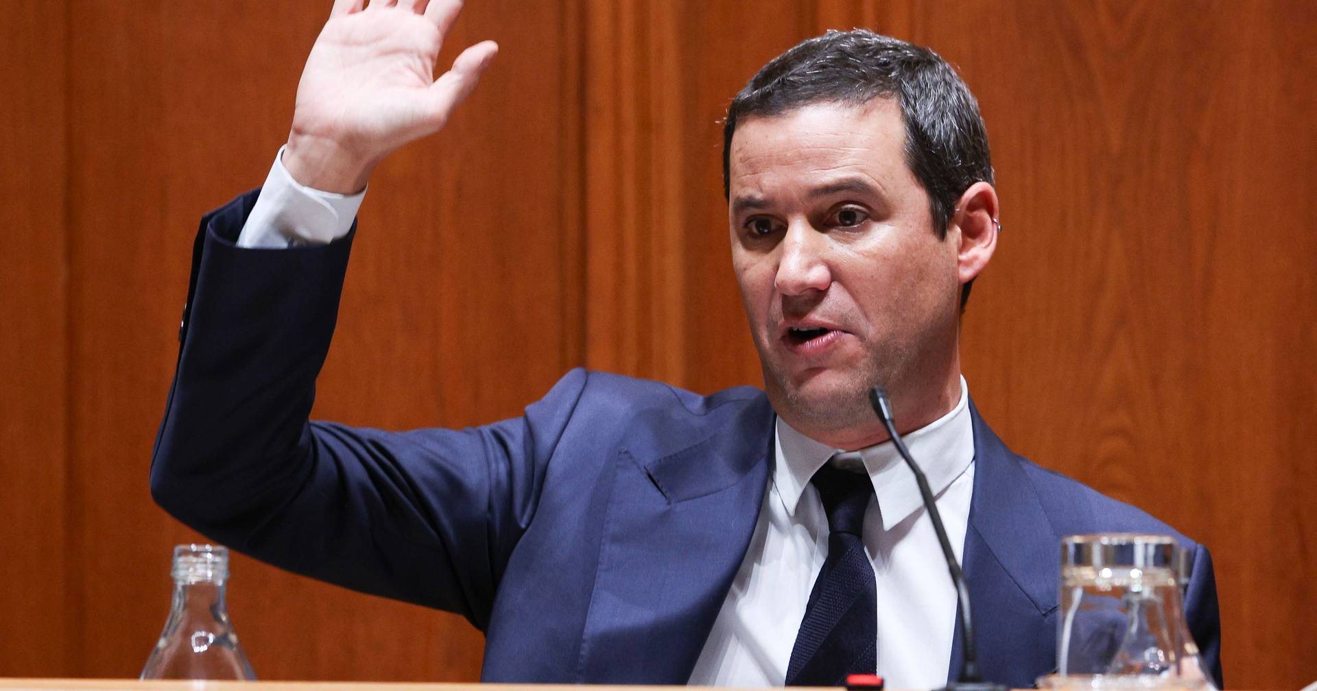 Inimigo Público: João Galamba suspeito de ter favorecido o vizir de ...