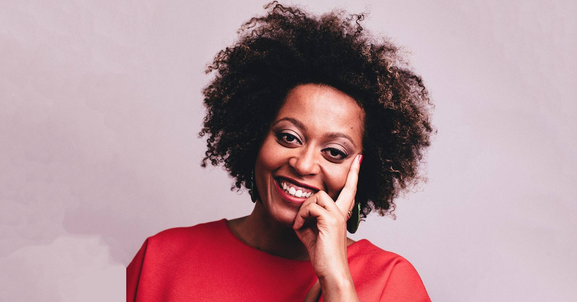 Solta-se a voz: Sara Tavares em 20 canções - Expresso