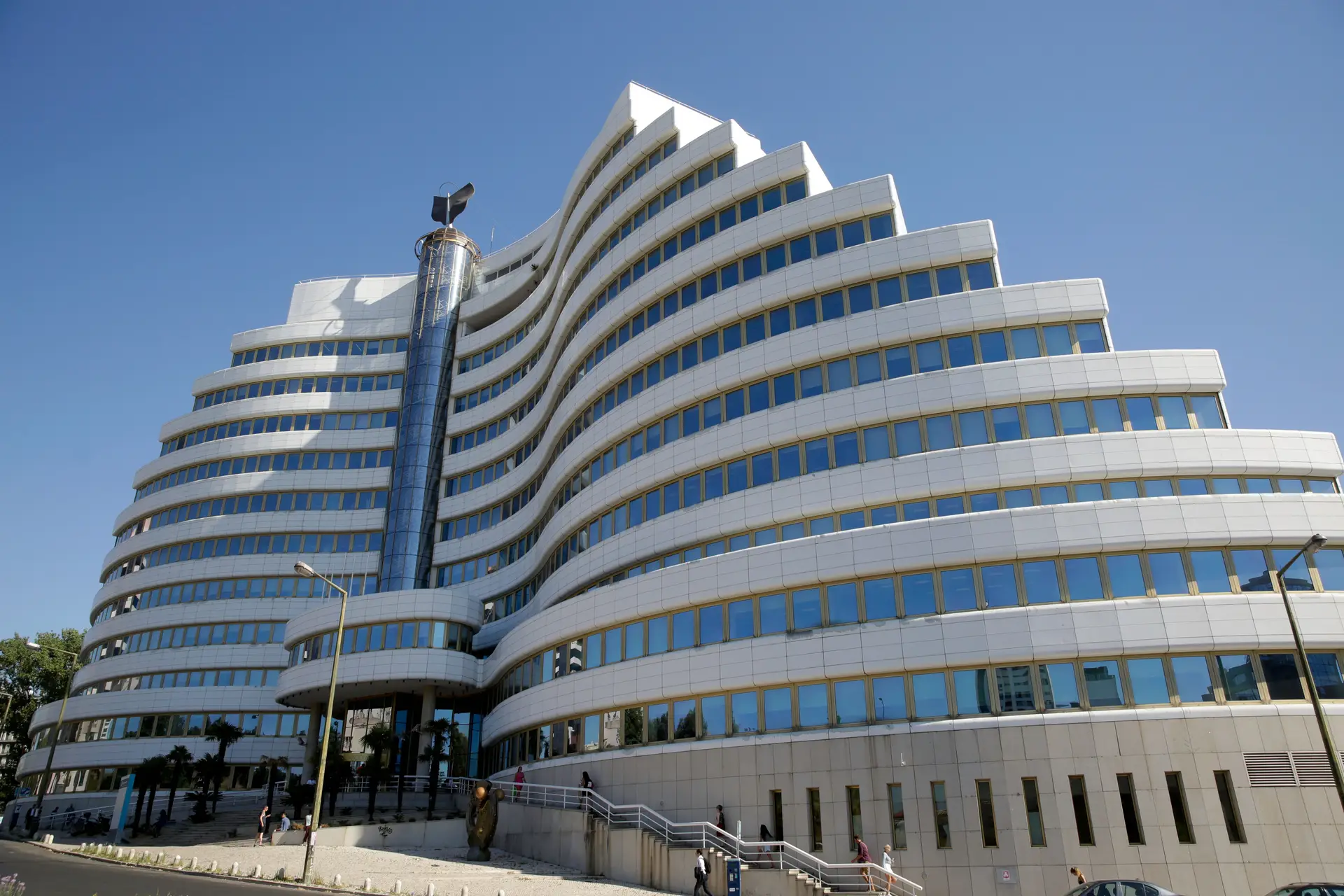 Banco de Portugal instala-se no Edifício Marconi, em Lisboa - Expresso