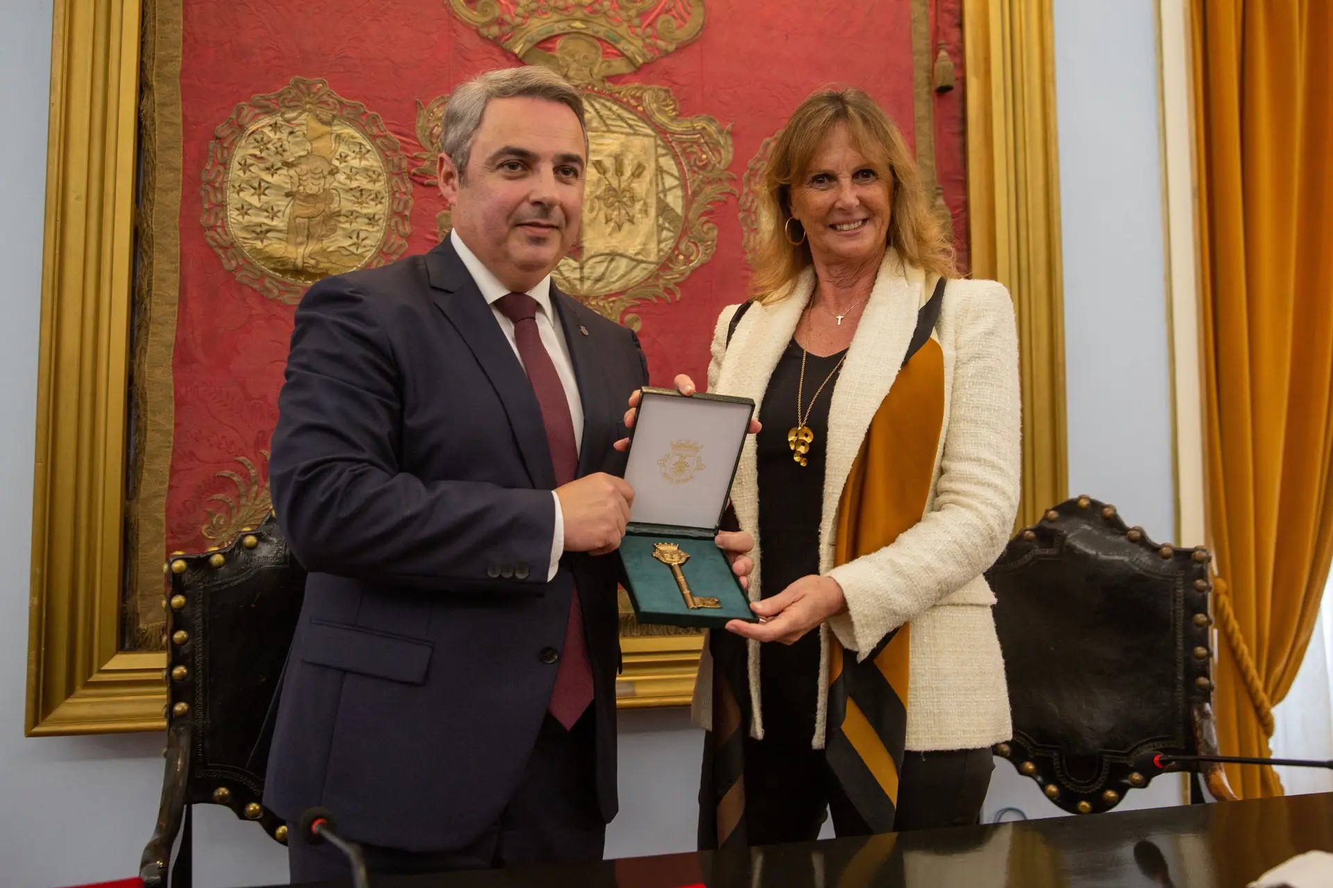 Chave de honra de Ponta Delgada atribuída a Francisco Pinto Balsemão ...