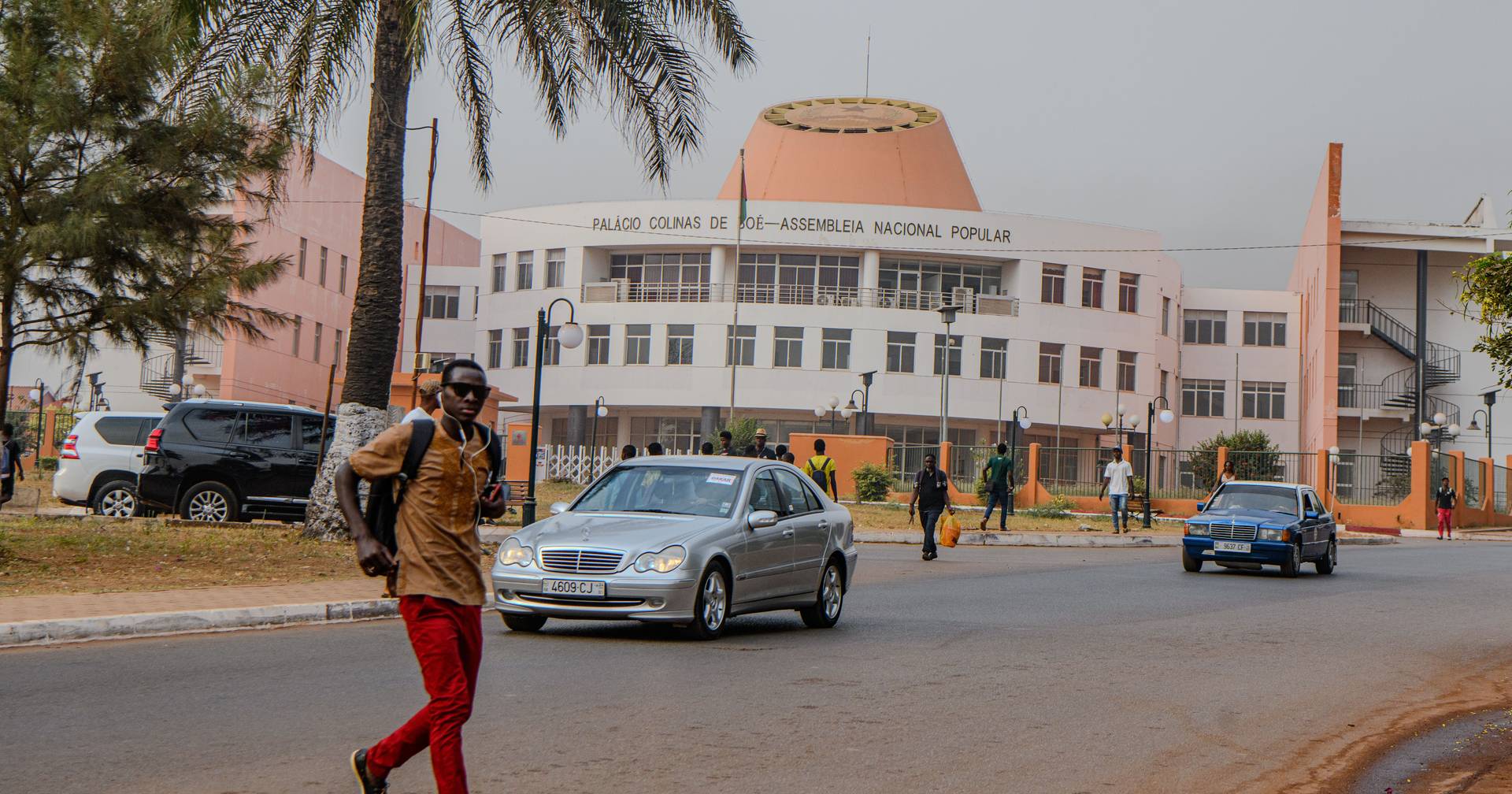 Jornalistas da agência Lusa, RTP e RDP expulsos da Guiné-Bissau: MNE ...