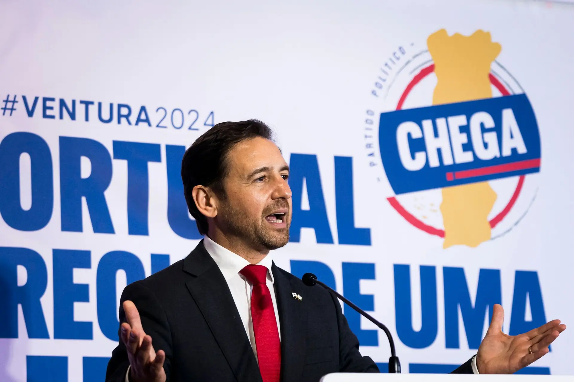 Julgamento de deputado do Chega por difamação adiado para janeiro ...