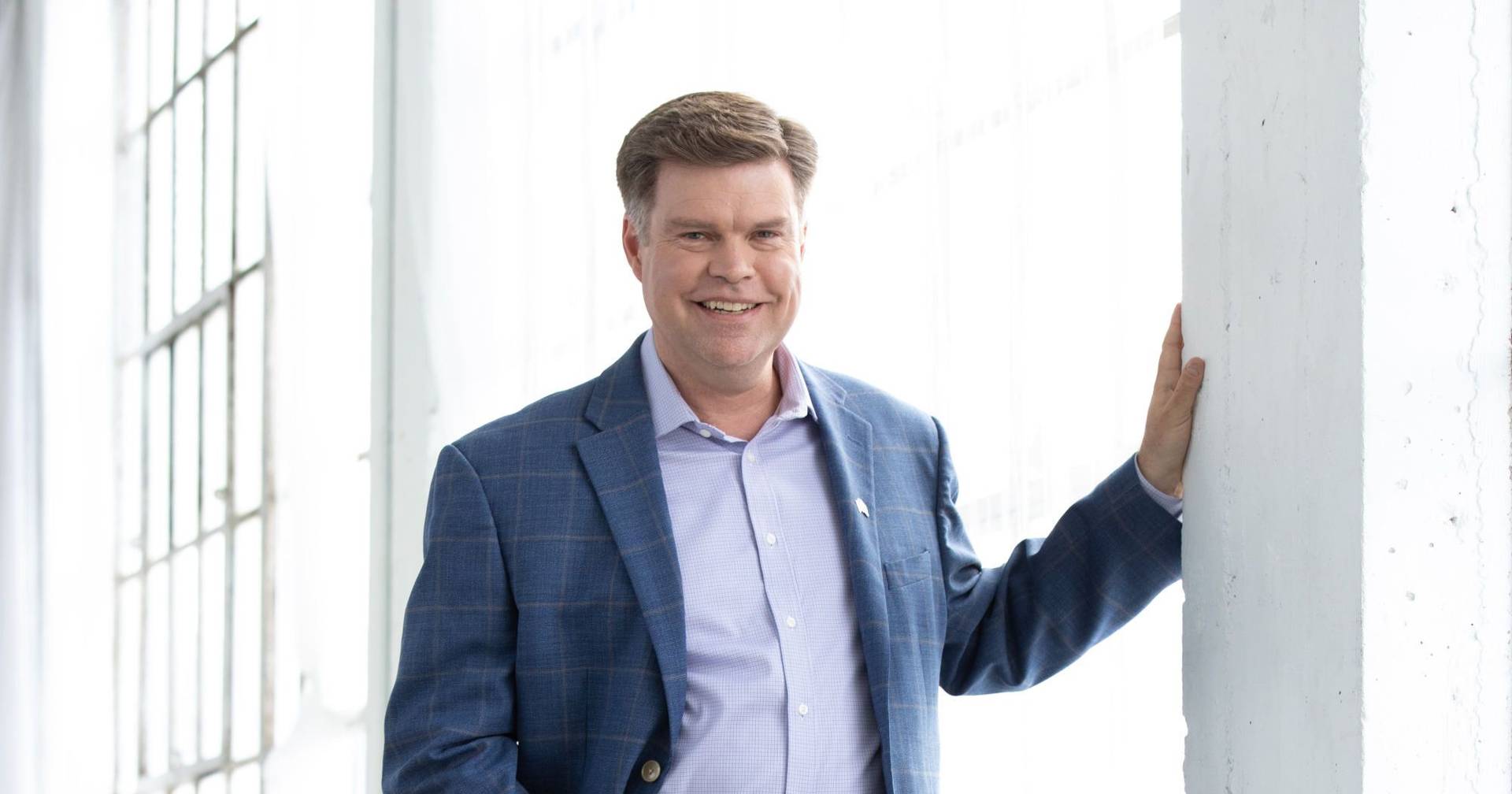 Conheça Jason Palmer, o desconhecido que roubou delegados a Joe Biden ...