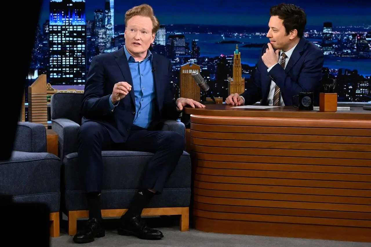 “É estranho quando outra pessoa está no teu estúdio”: Conan O'Brien foi ao “The Tonight Show ...