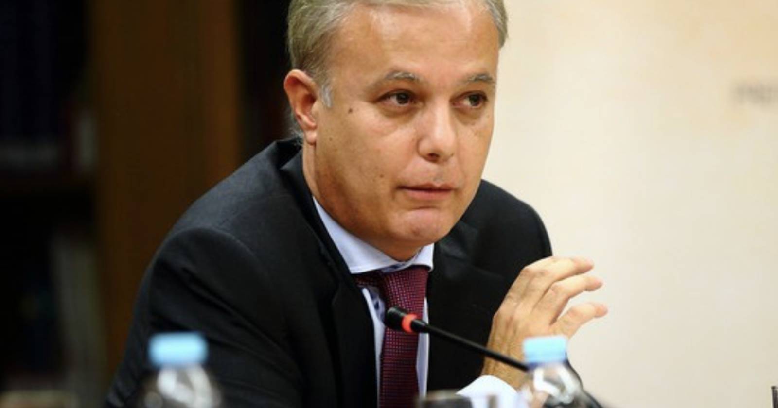 Tiago Moreira de Sá, ex-deputado do PSD, é o número dois do Chega às ...