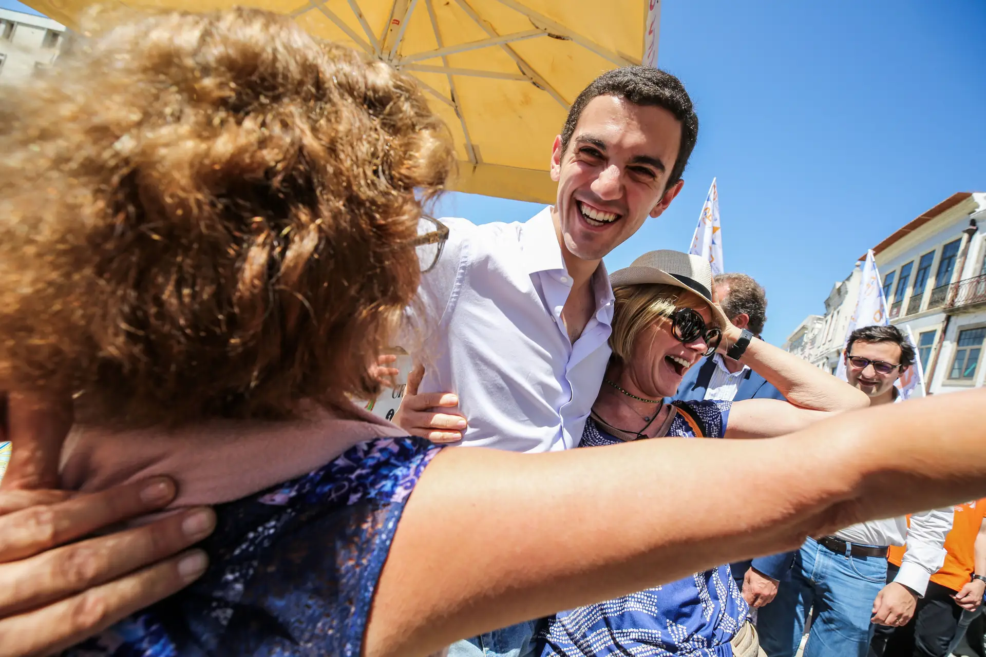 O domingo da AD e Sebastião Bugalho no distrito de Aveiro - Expresso