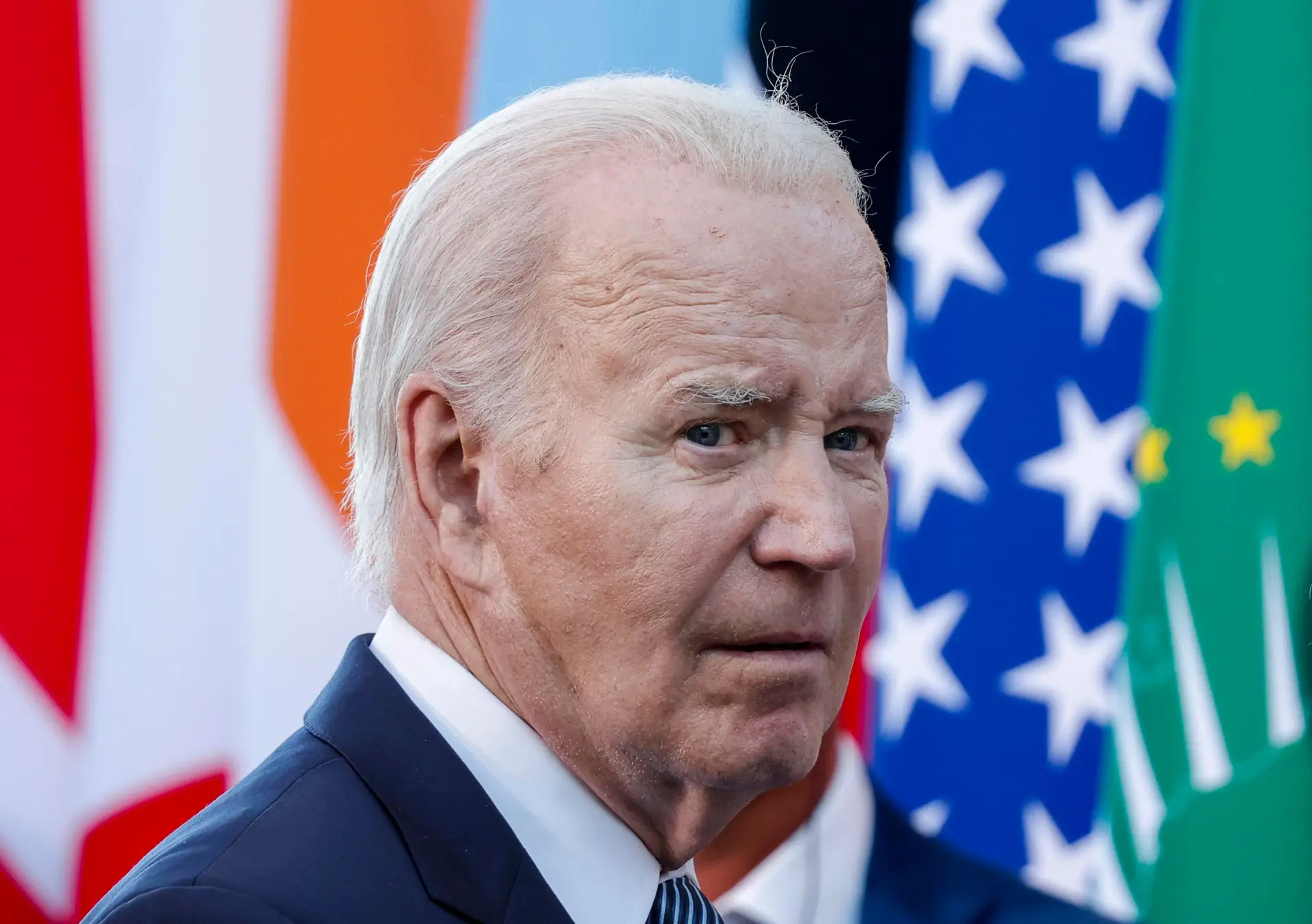 Campanha de Biden angaria 28 milhões de dólares em ação em Los Angeles ...