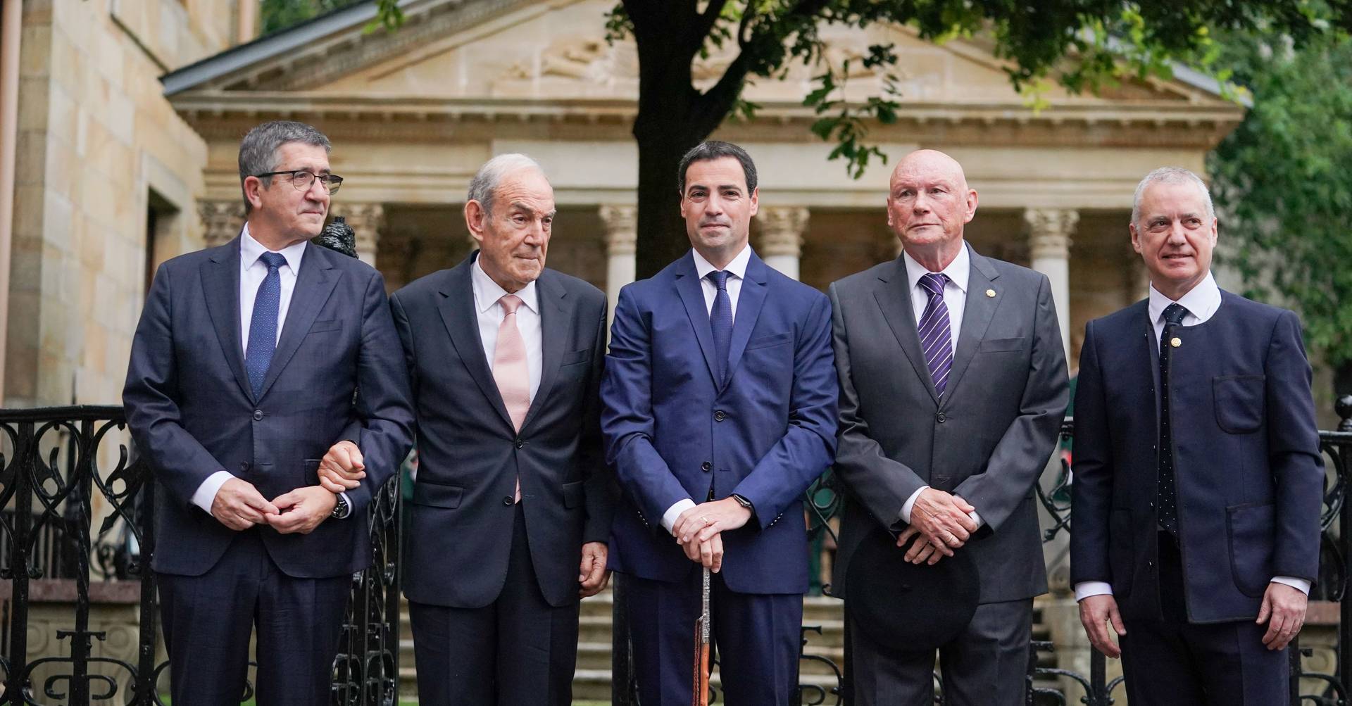 Novo governo do País Basco quer rever estatuto de autonomia - Expresso