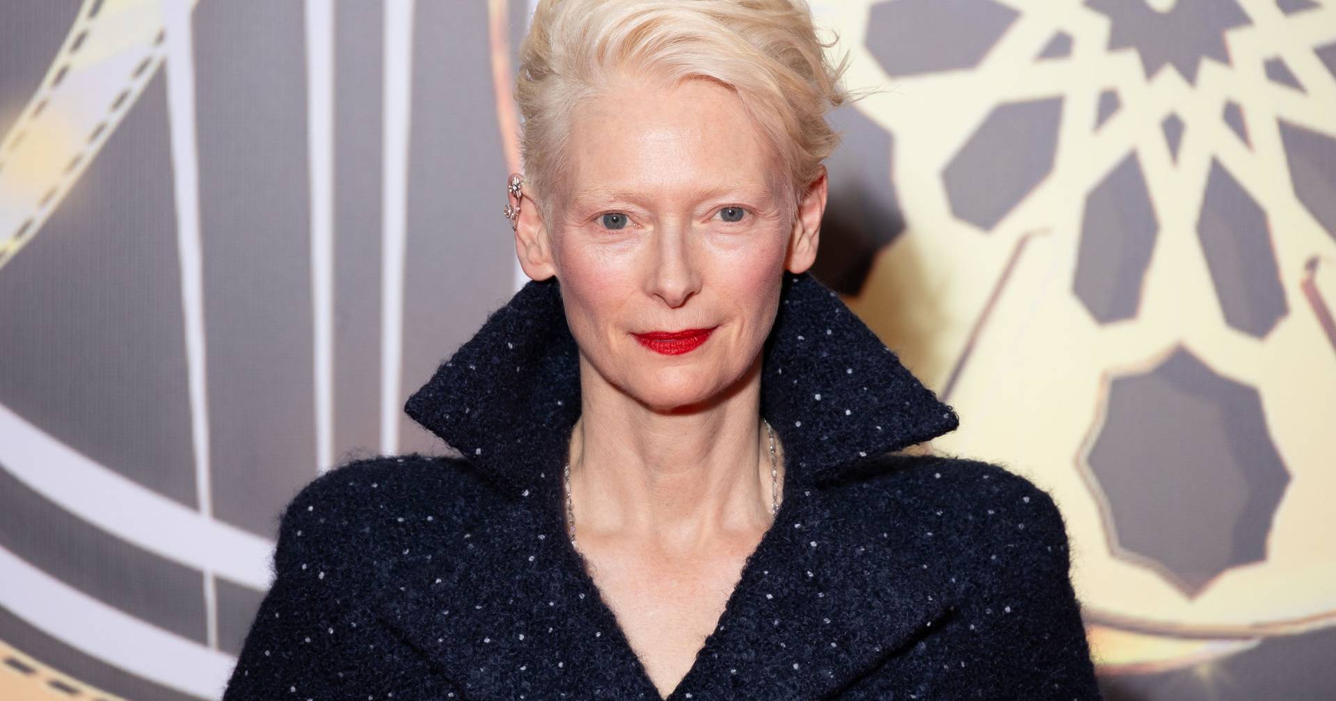Tilda Swinton deu uma bofetada a um amigo que lhe chamou “inglesa ...