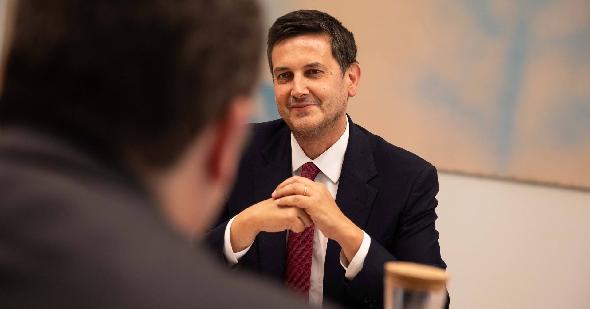 Rui Rocha critica "teatro orçamental" e propõe redução do IRS para ...