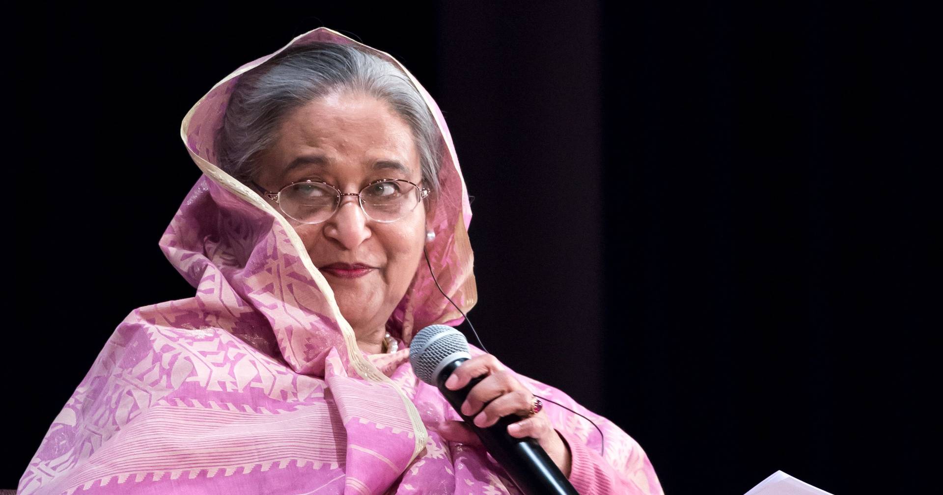 Bangladesh insta Índia a extraditar ex-primeira-ministra condenada à ...