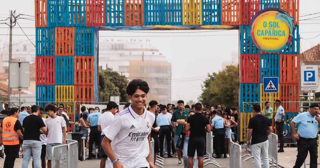 Guia completo do festival O Sol da Caparica: horários dos concertos ...