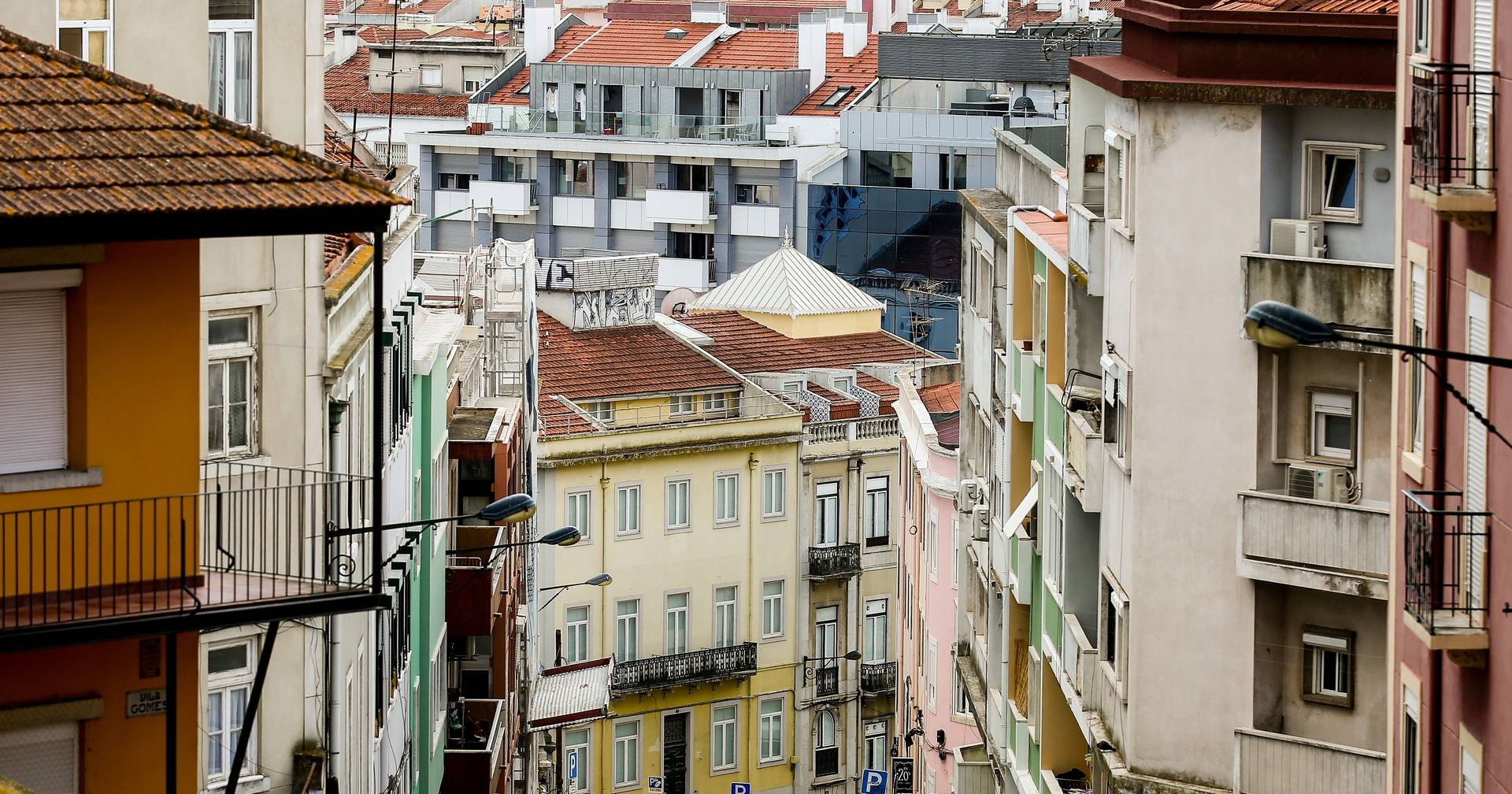 Governo altera parâmetros da habitação a custos controlados para ...