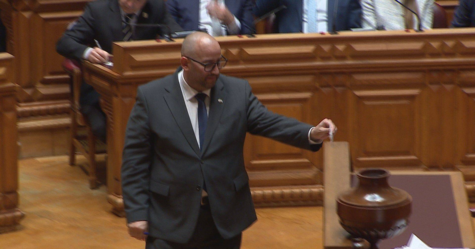 “Cuidado com a mala!”: debate sobre saúde foi ofuscado por piadas sobre ...