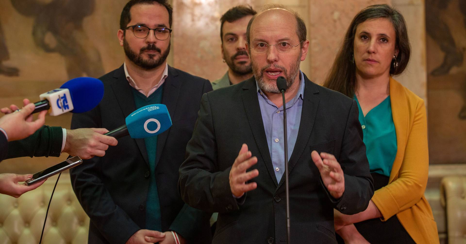 Rui Tavares encabeça lista do Livre por Lisboa, Jorge Pinto pelo Porto ...