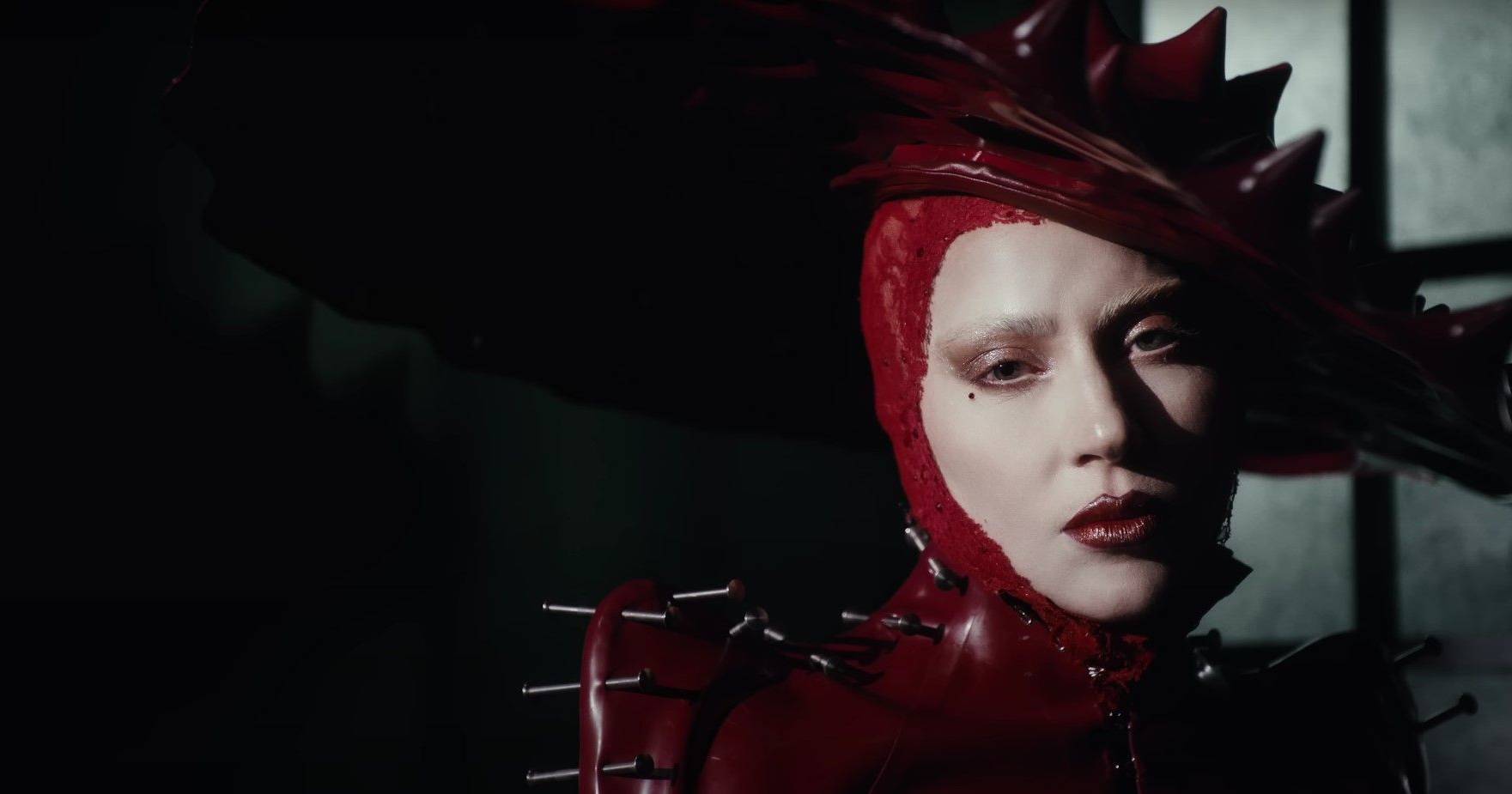 Lady Gaga mostra canção nova durante os Grammys, 'Abracadabra' - Expresso