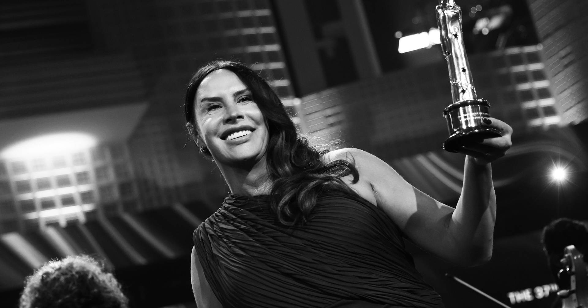 A atriz trans Karla Gascón tinha tudo para ganhar tudo, até os tweets ...