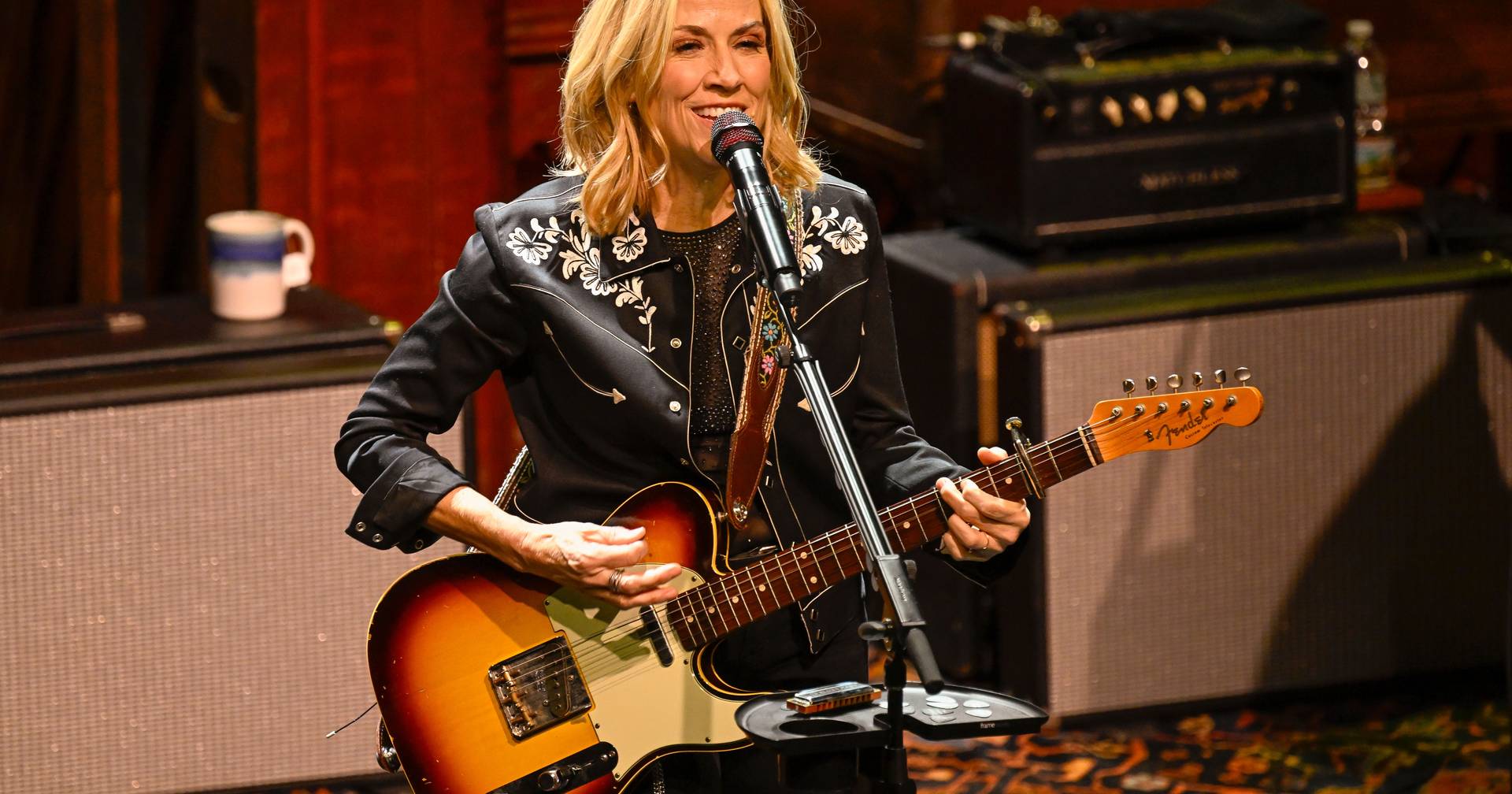 “Há momentos em que temos de decidir de que lado estamos”: Sheryl Crow ...