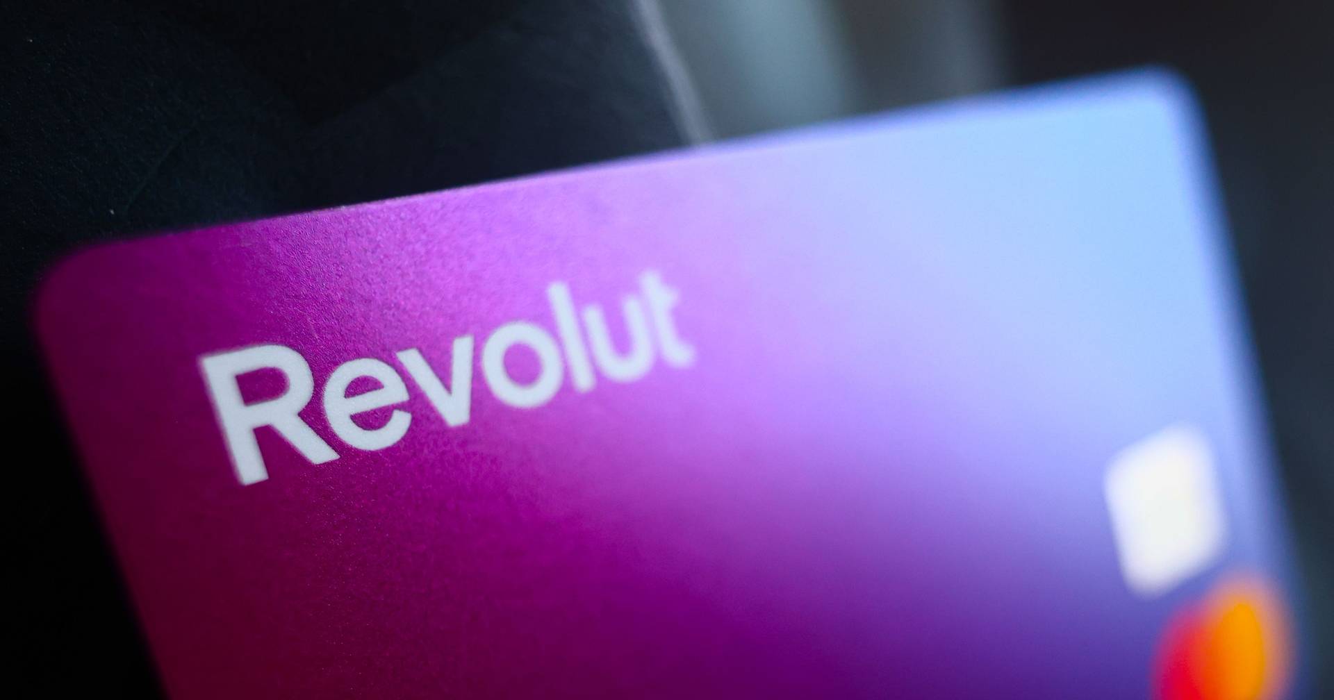 Revolut vai ter caixas ATM em Portugal em 2026 - Expresso