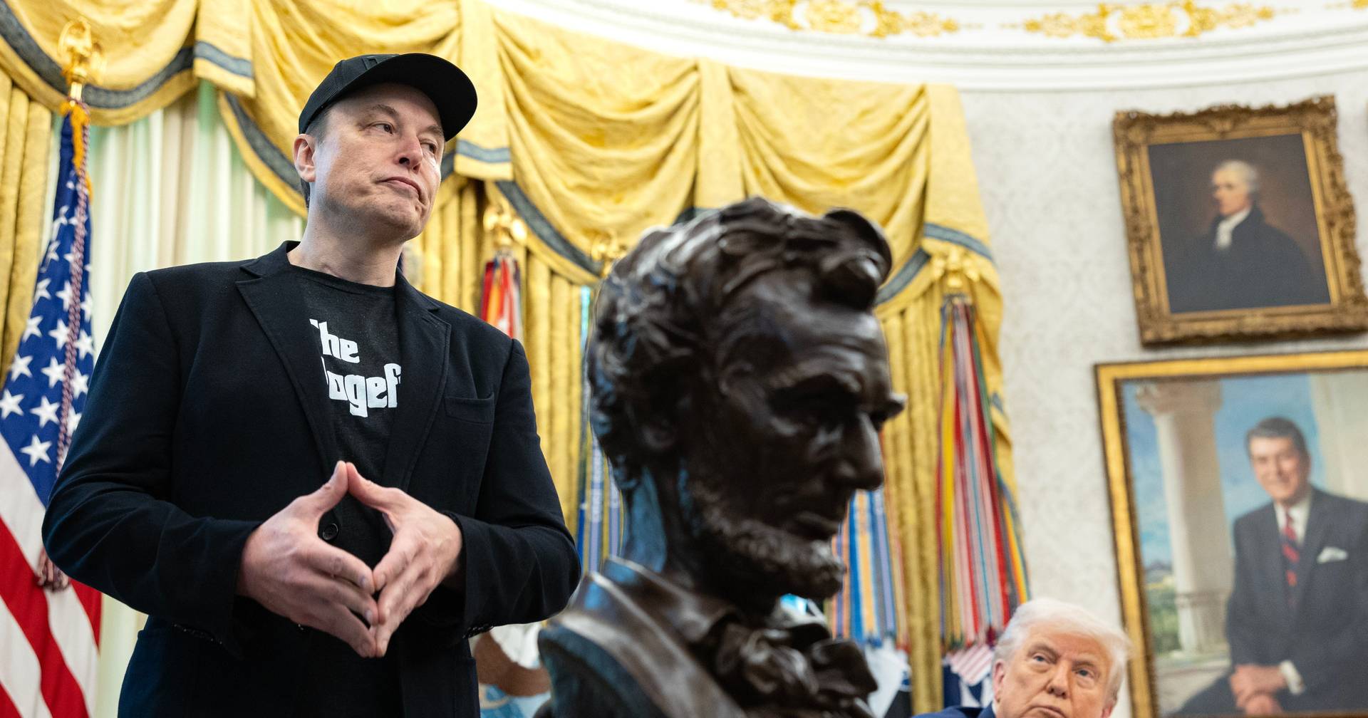 Elon Musk cria Elon Musk cria