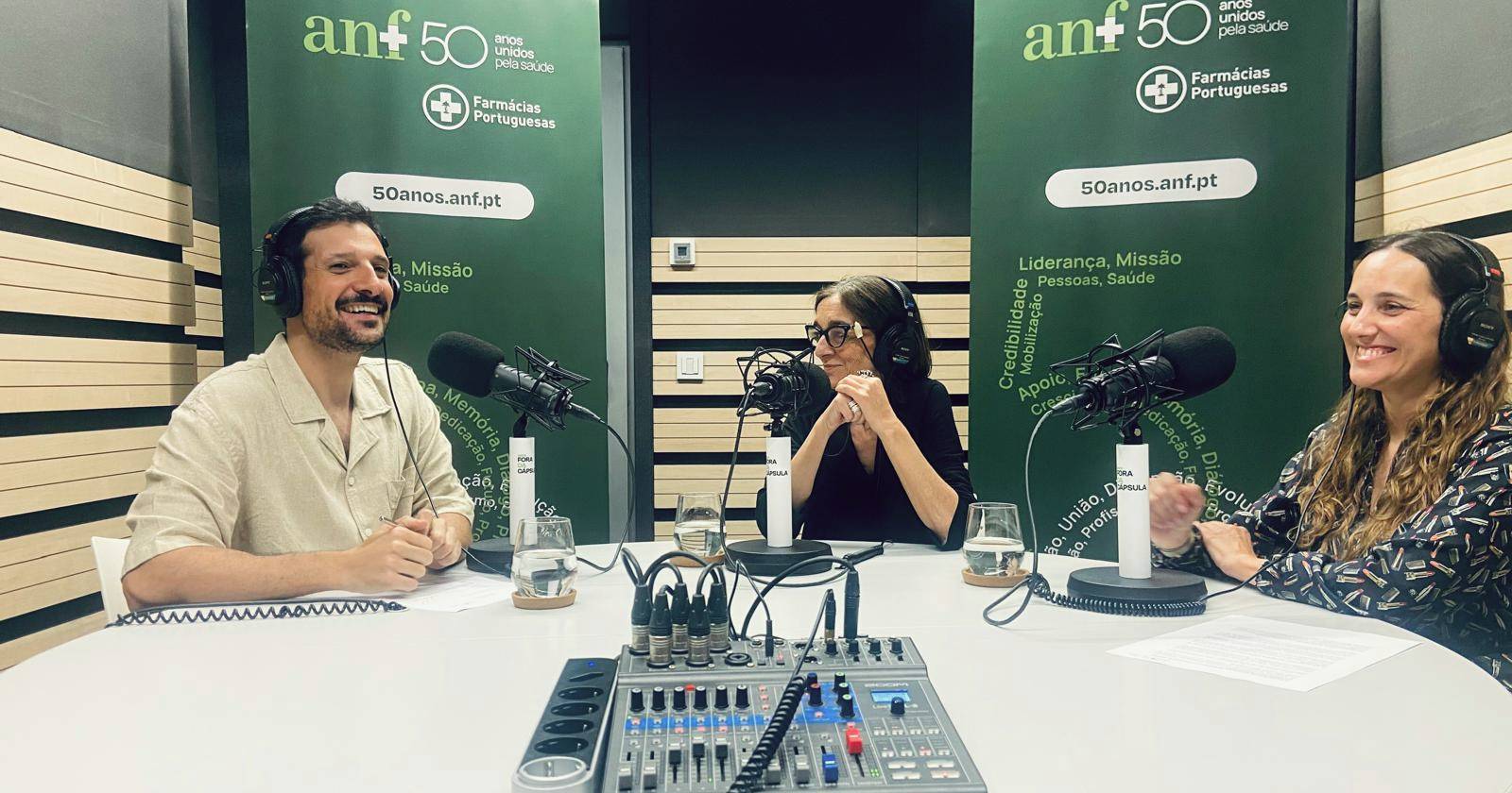 Podcast “Fora da Cápsula” - Expresso