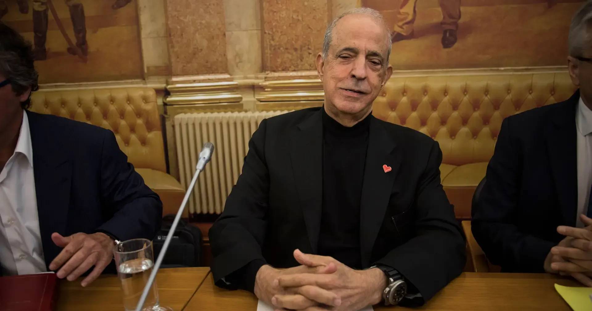 Joe Berardo acusado de burla por simular processo que travou bancos de ...