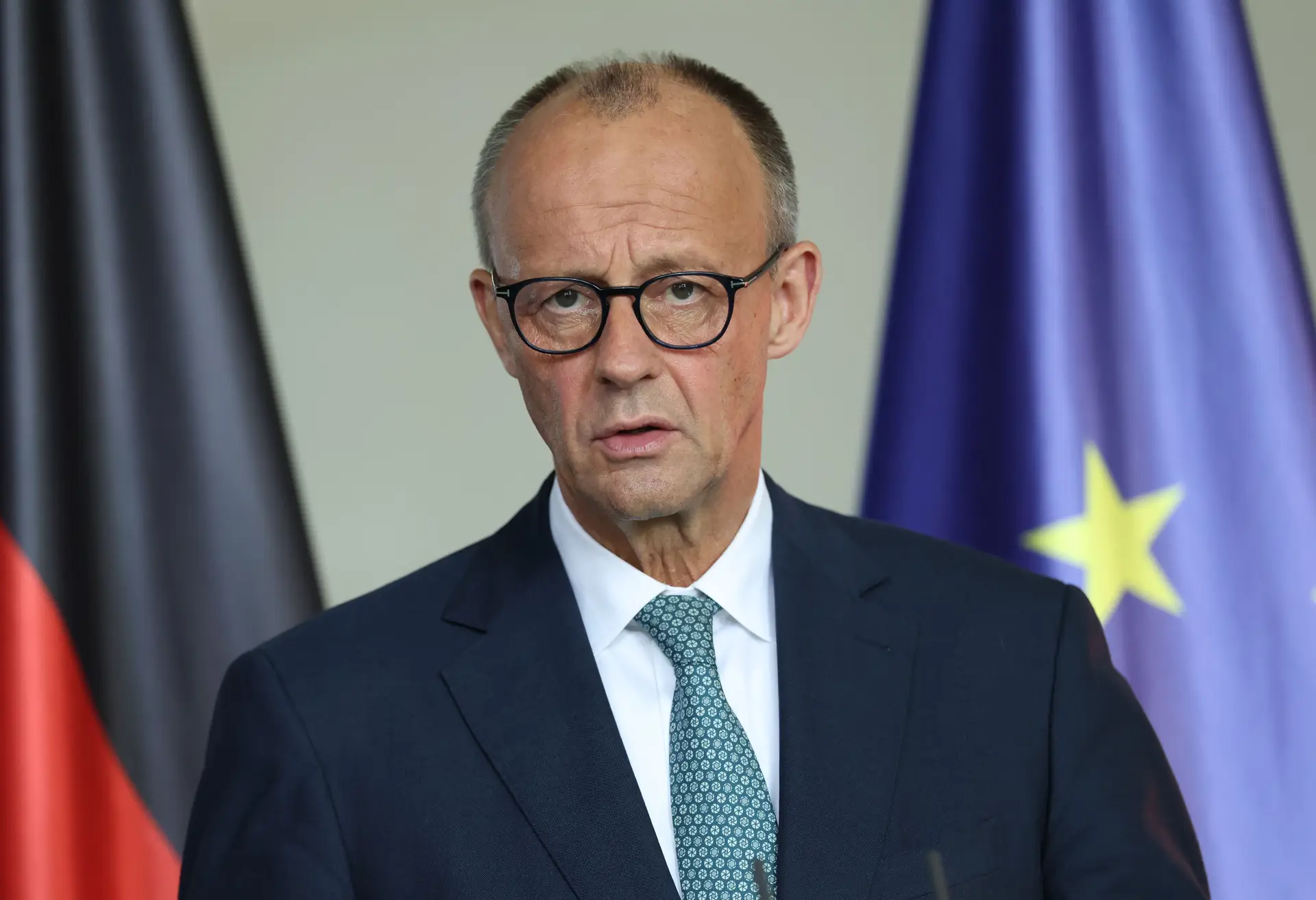 Chanceler alemão diz que “ameaça russa é real” e quer ter “o maior ...