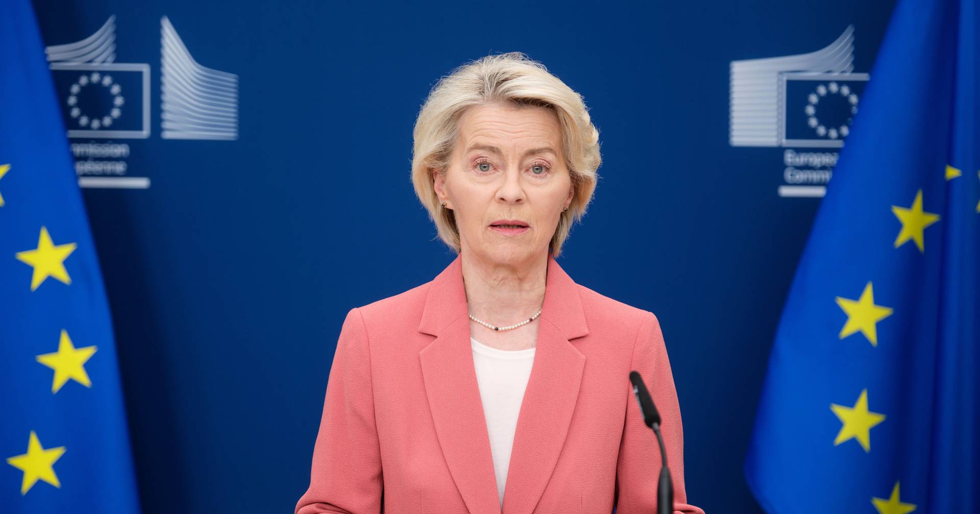 Avião de Ursula von der Leyen fica sem GPS na Bulgária devido a suspeita de interferência russa ...
