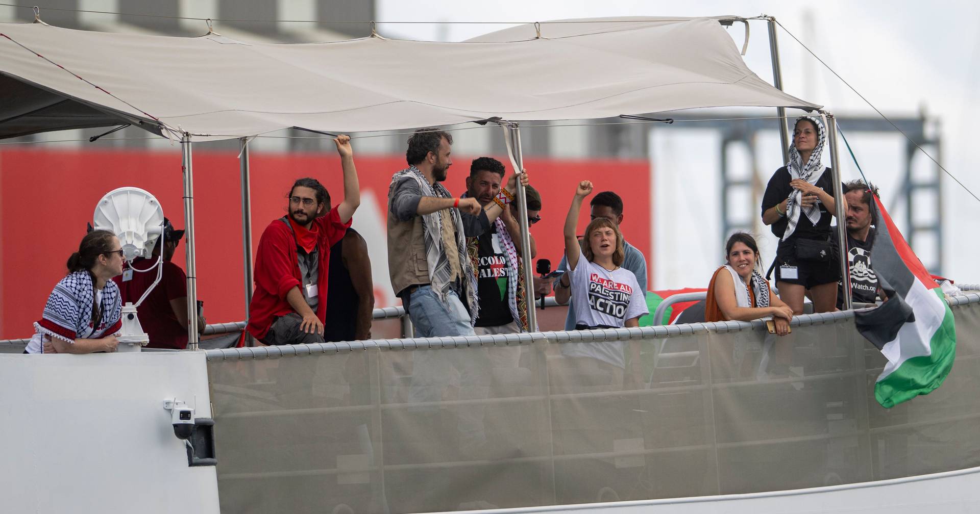 Flotilha da Liberdade: adiada para quarta-feira partida de navios de Tunes rumo a Gaza - Expresso