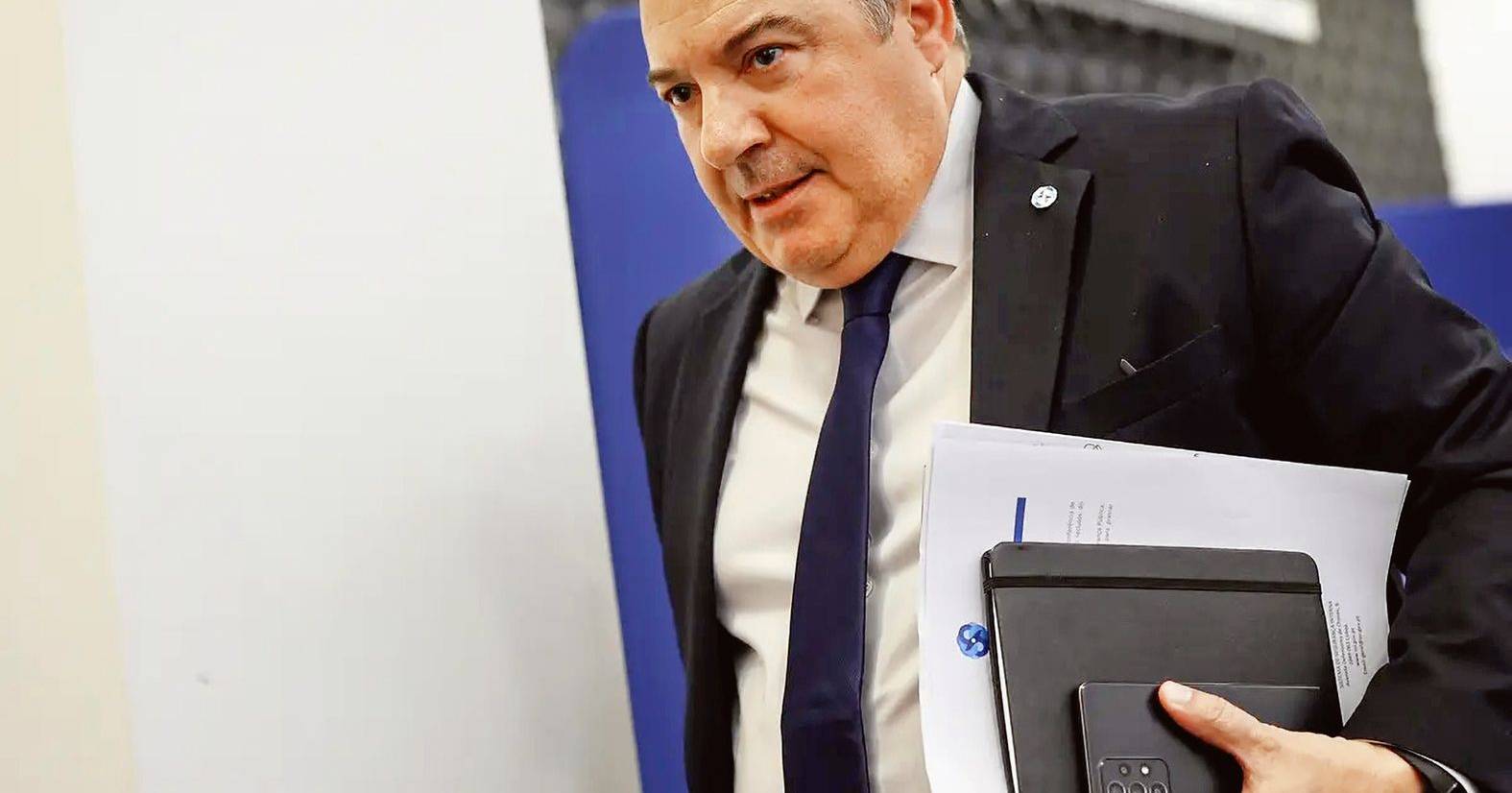 Secretas: Montenegro ocultou nomeação de chefe do SIED a José Luís ...