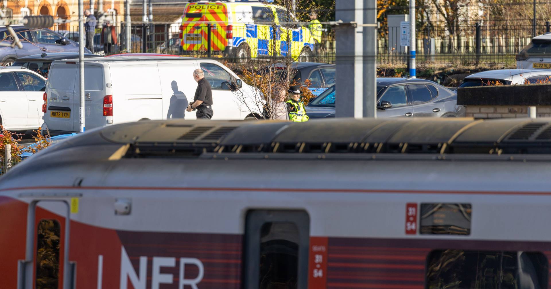 Britânico acusado de tentativa de homicídio após esfaquear 11 pessoas ...