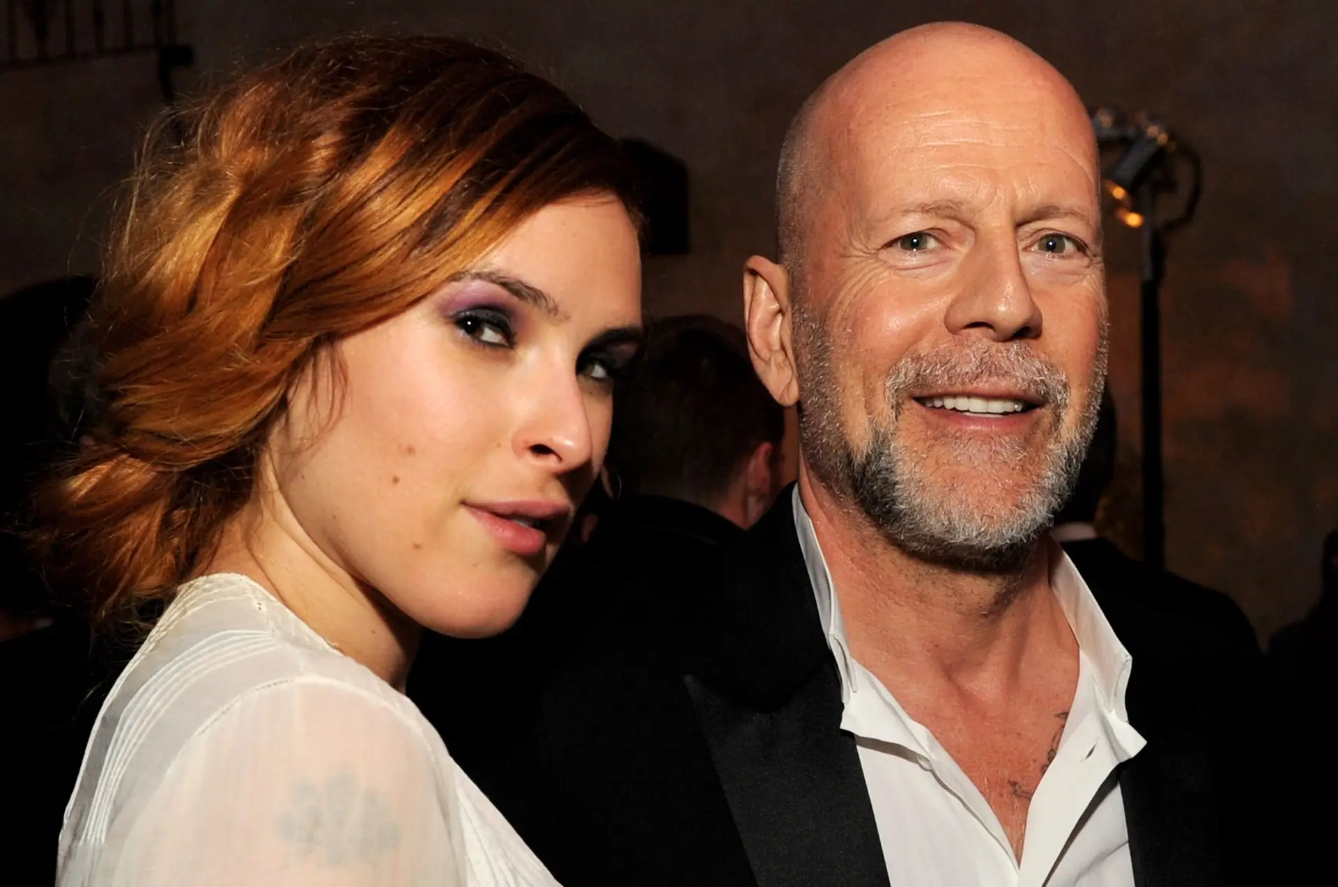 Filha de Bruce Willis atualiza o estado de saúde do ator: “Estou muito ...