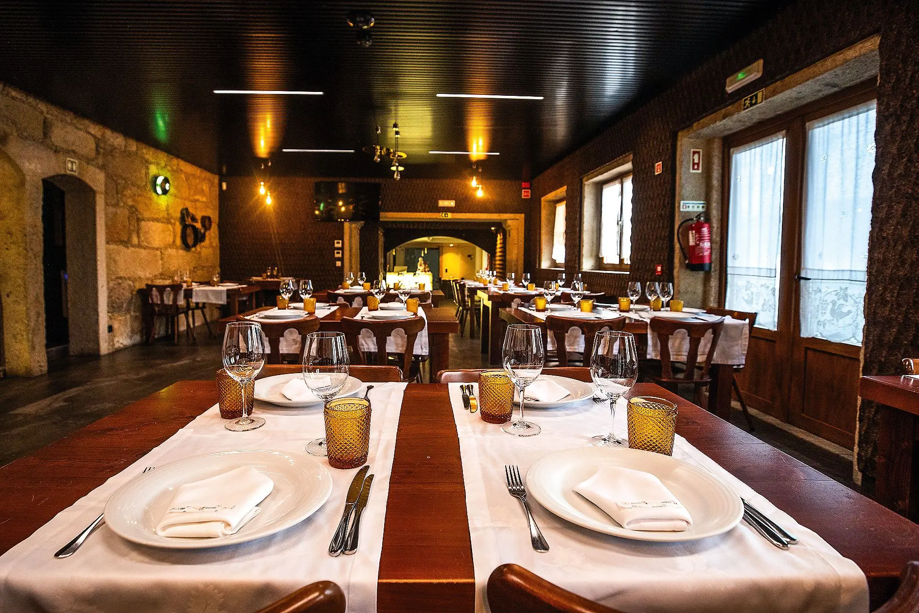 Restaurantes: um rico Natal antecipado na minhota Taberna Afonso - Expresso