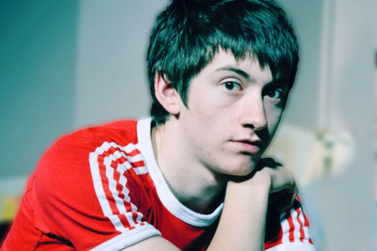 Alex Turner, dos Arctic Monkeys, faz 40 anos: as imagens de duas ...