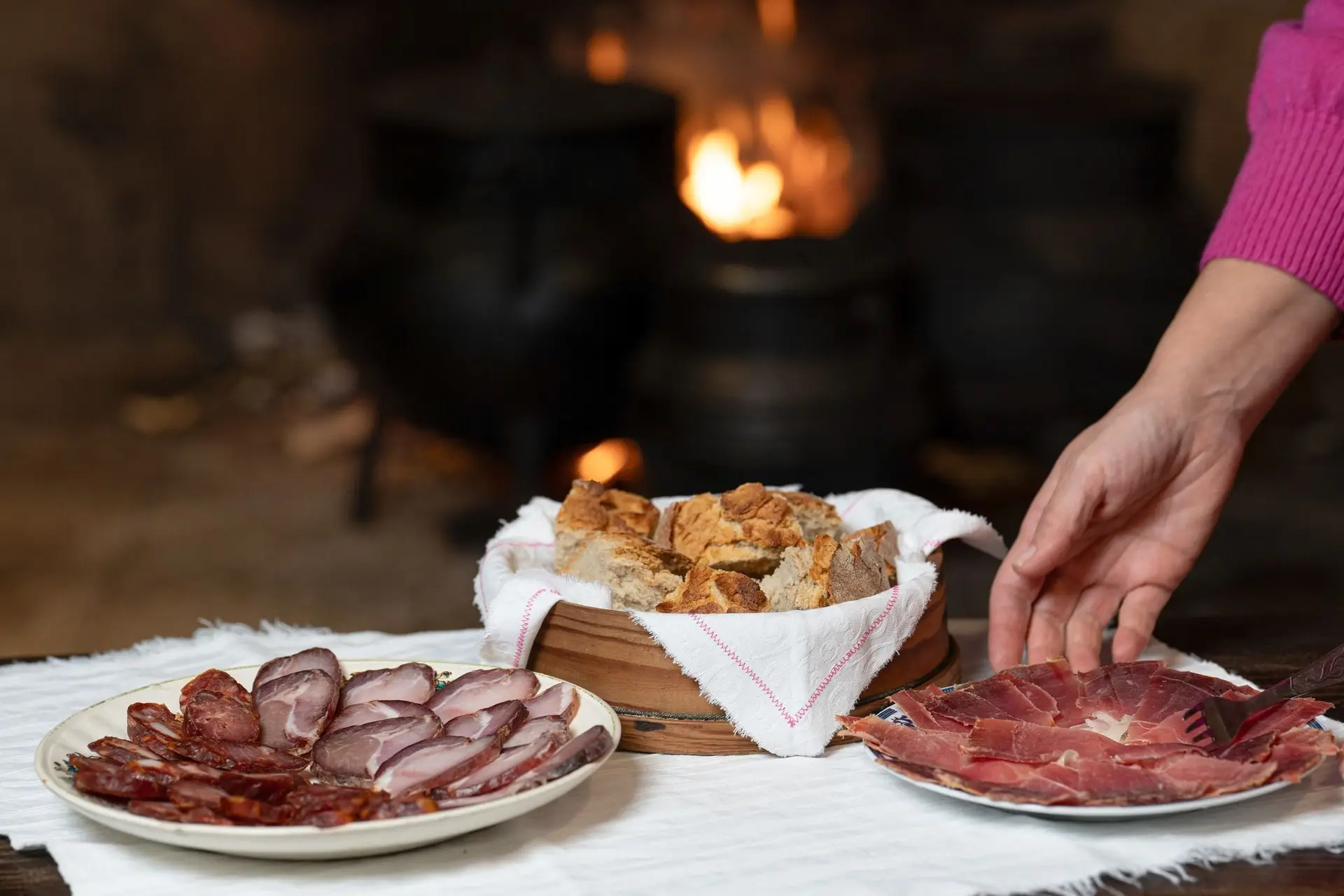Feira do Fumeiro de Montalegre celebra tradições com Praça dos Sabores ...
